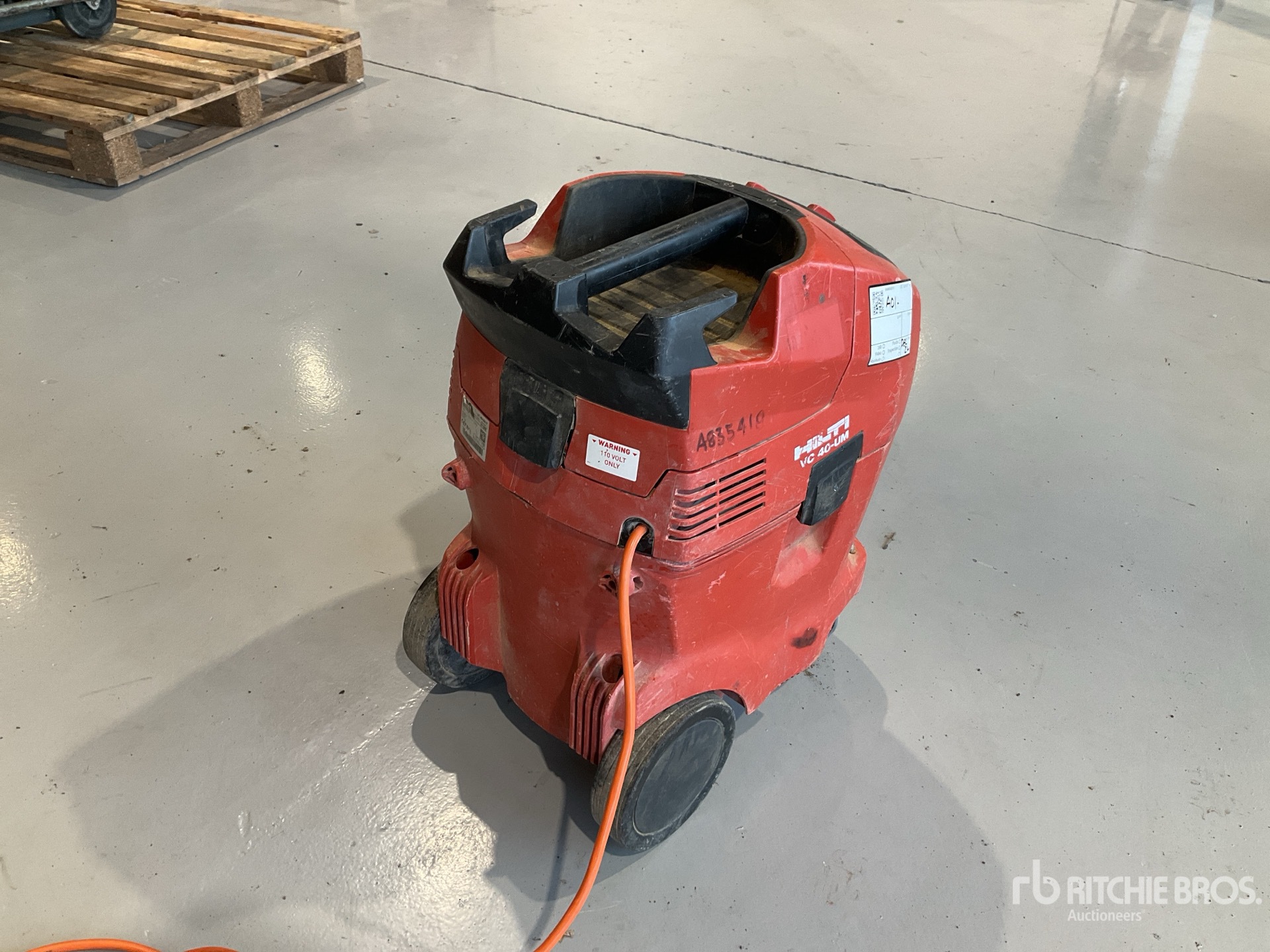 2017 Hilti VC40 Aspirateur | Ritchie Bros. Auctioneers