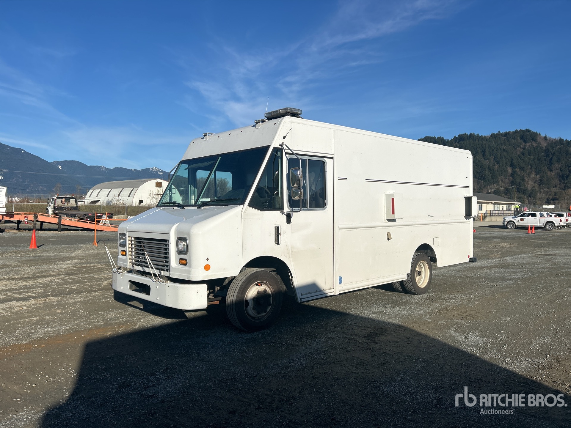 2011 Freightliner MT45 4x2 Step Van | Ritchie Bros. Auctioneers