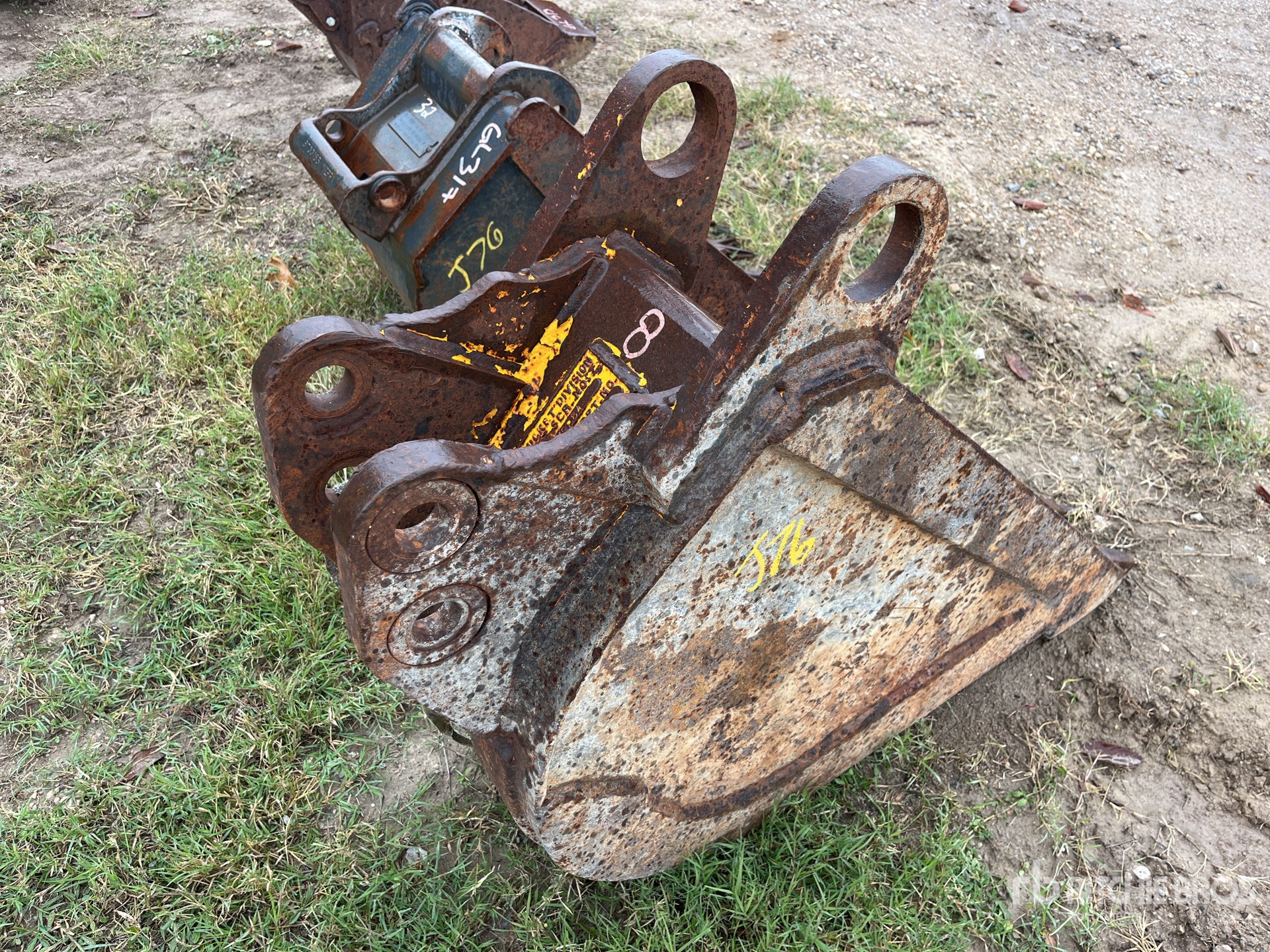 Hensley 12 in Digging Benna per retroescavatore per terna | Ritchie ...