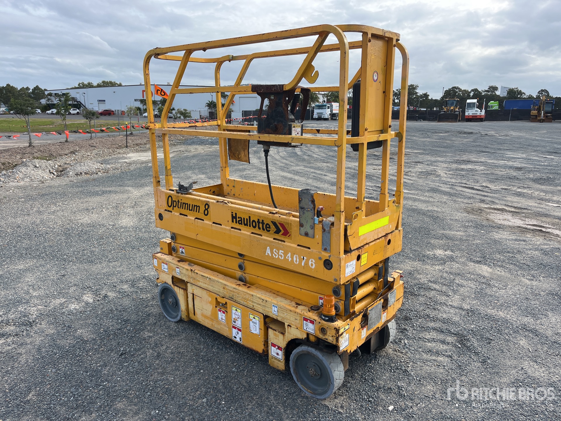 2013 Haulotte Optimum 8 Electric Scissor Lift | Ritchie Bros. Auctioneers