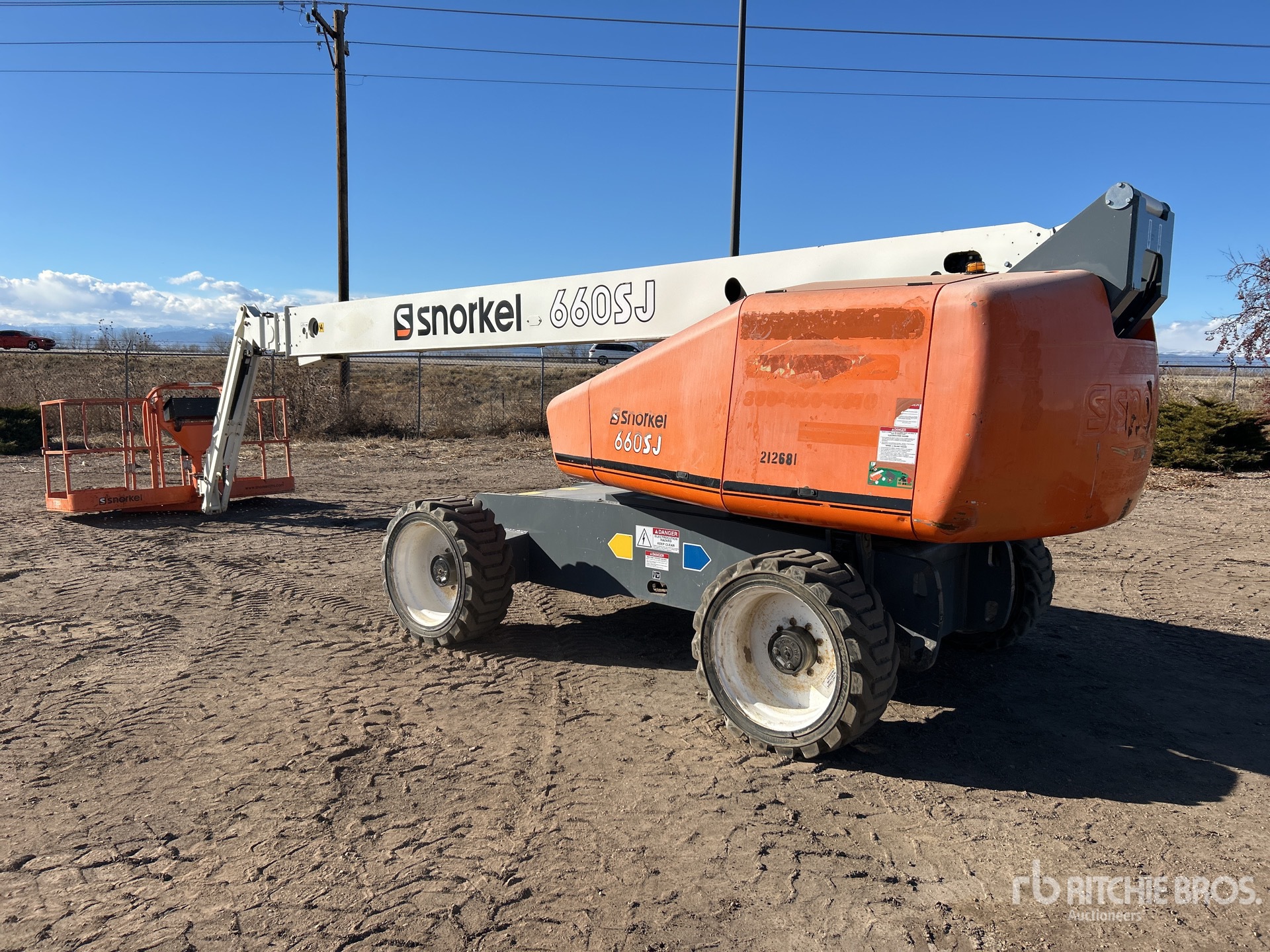 2018 Snorkel 660SJ 4WD Diesel Telescopic Boom Lift | Ritchie Bros ...