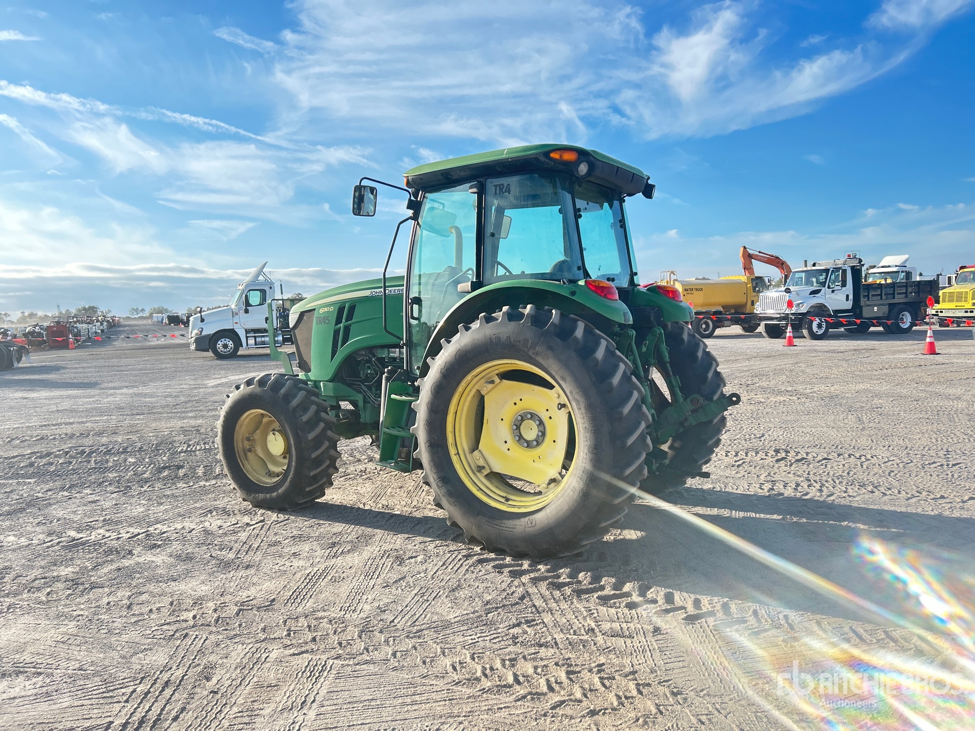 2014 John Deere 6130D Tracteur agricole 4 roues motrices | Ritchie Bros ...