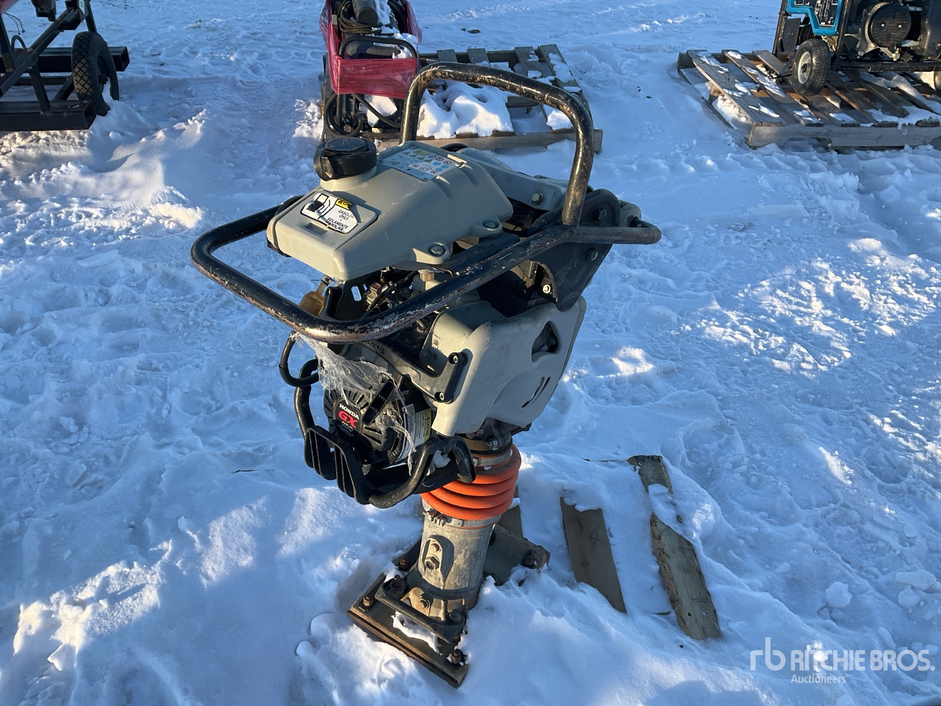 2018 Mikasa MTX60HD Jumping Jack Tamper (Inoperable) | Ritchie Bros ...