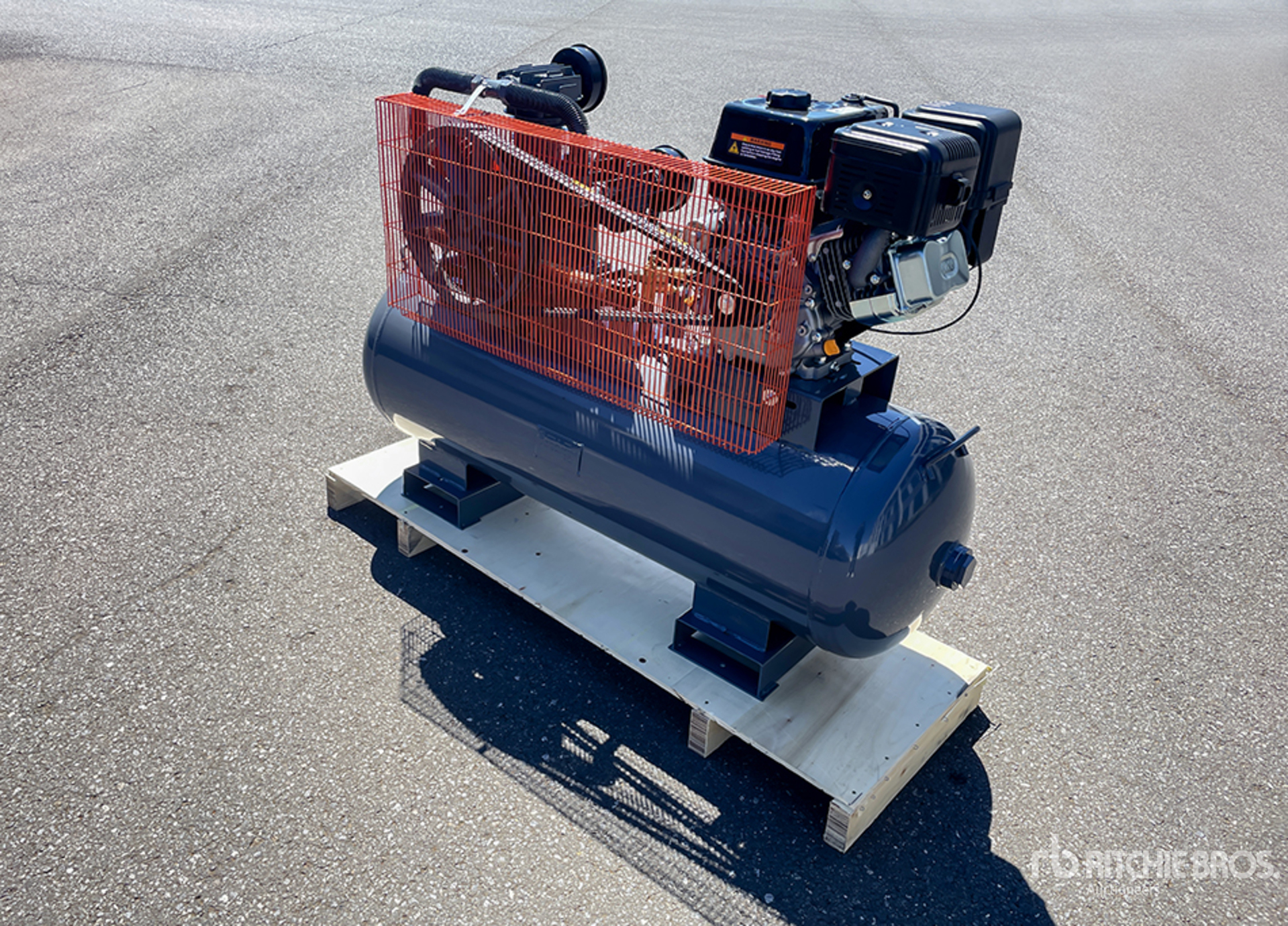 2025 KJ AMAC60 18.5 cfm Skid-Mounted 60 gal コンプレッサー (Unused) | Ritchie Bros. Auctioneers