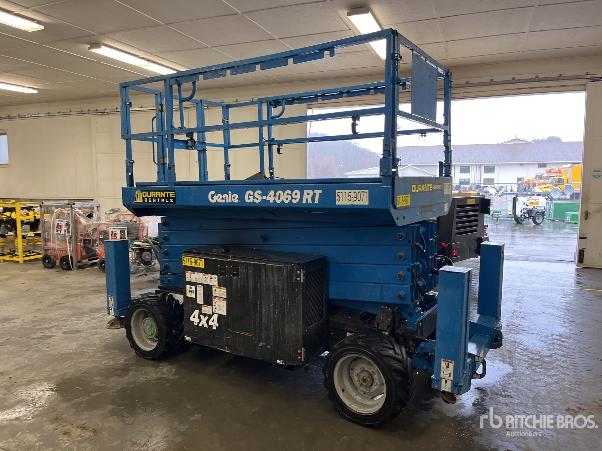 2016 Genie GS-4069 4x4 Diesel Piattaforma aerea verticale | Ritchie ...