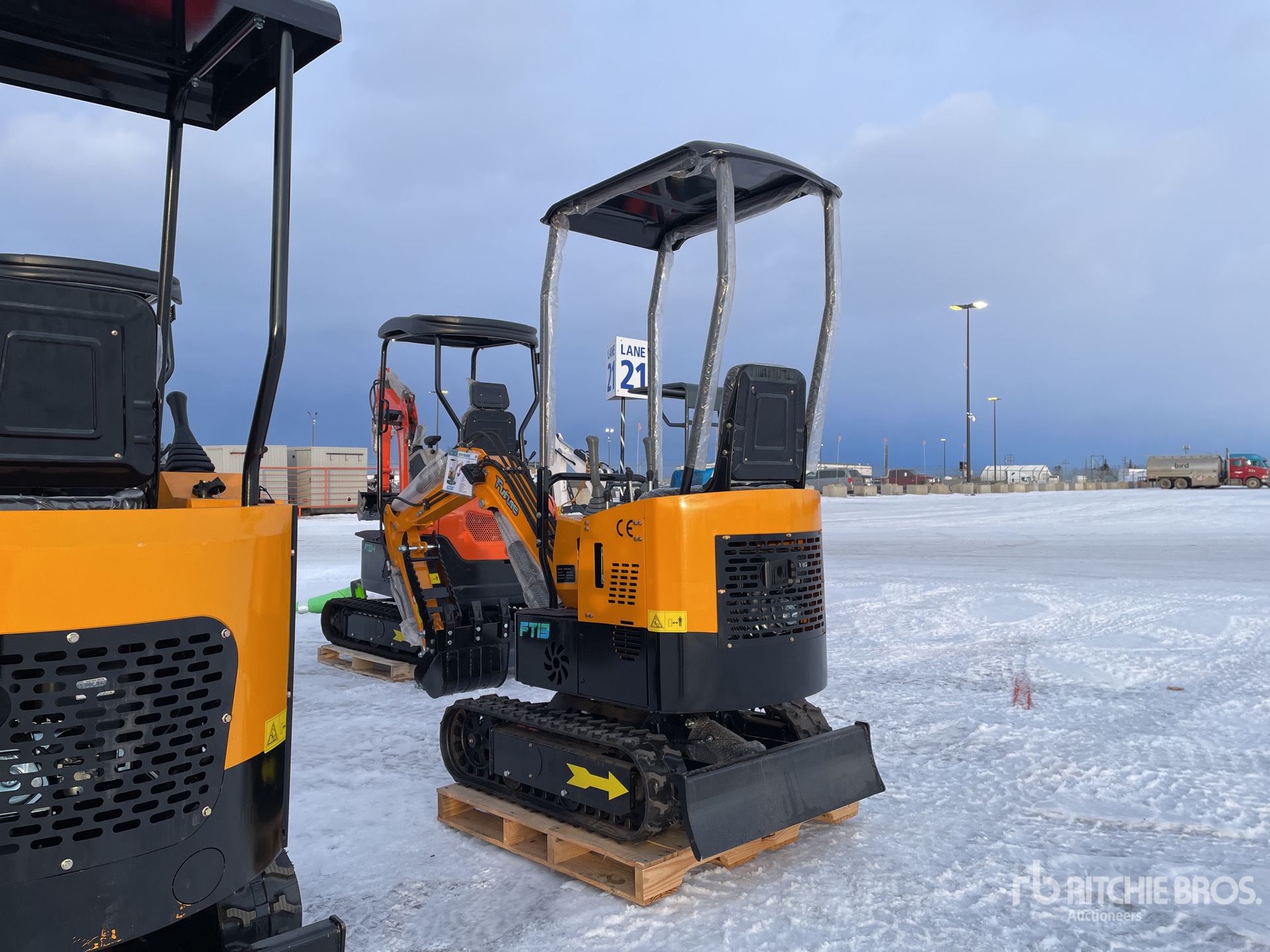 2024 Future FT13 Mini-pelle (Unused) | Ritchie Bros. Auctioneers