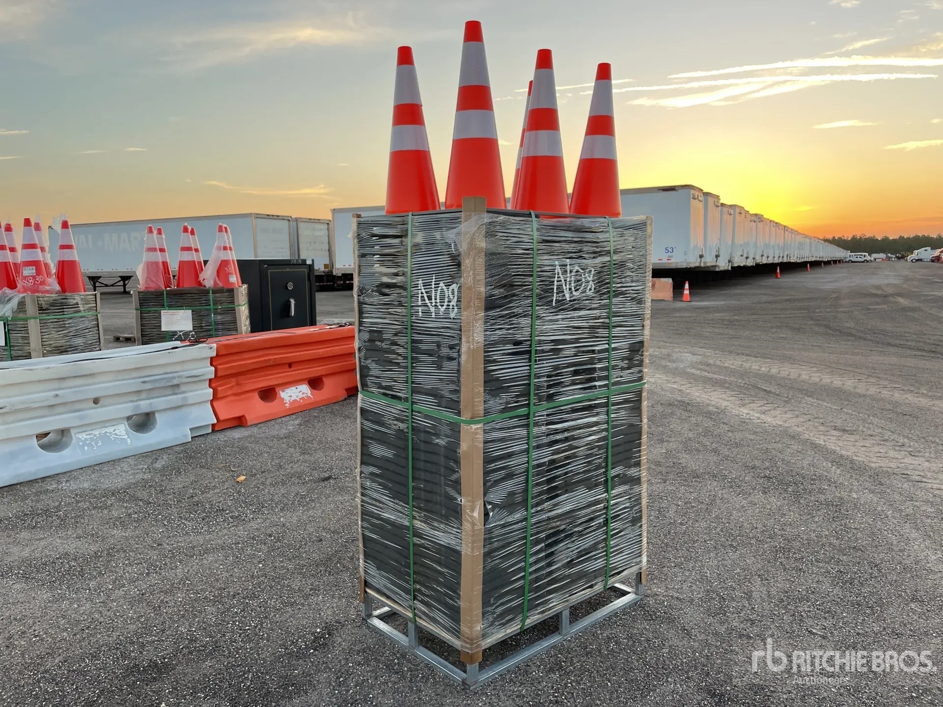Quantity of (250) 2025 Suihe TC-250 Traffic Cones (Unused) | Ritchie ...