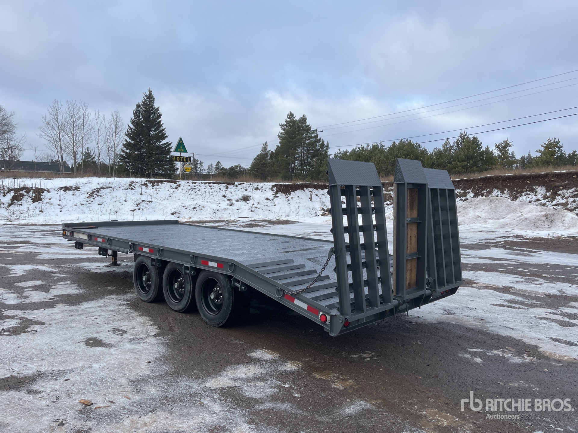 2010 J C Trailers 11330 kg 18 ft Tri/A Equipment Trailer | Ritchie Bros ...