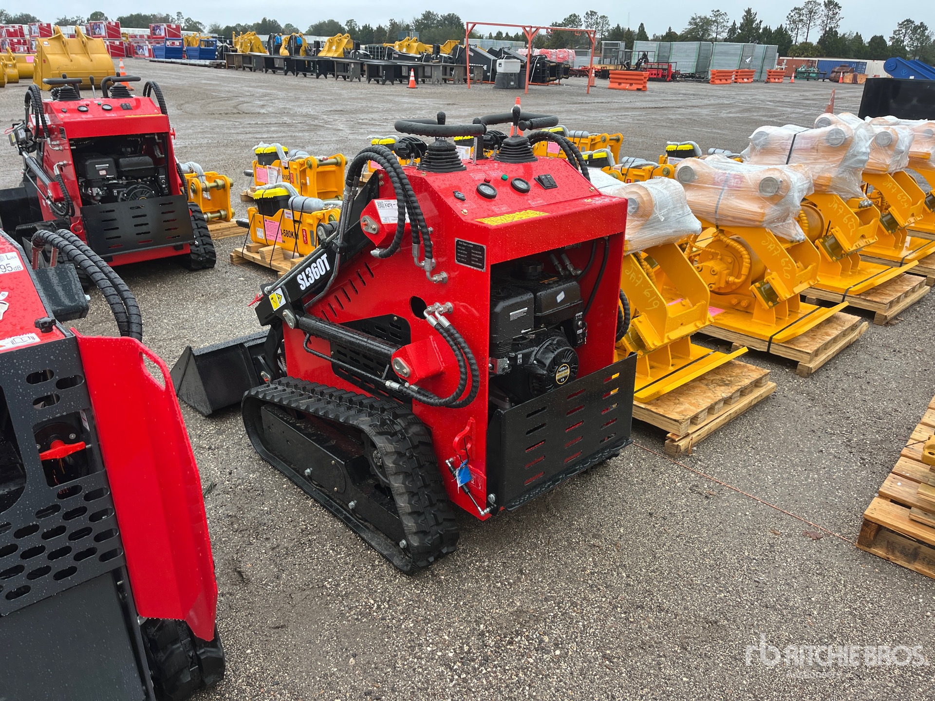 2025 SDLOOL SL360T Mini Compact Track Loader | Ritchie Bros. Auctioneers