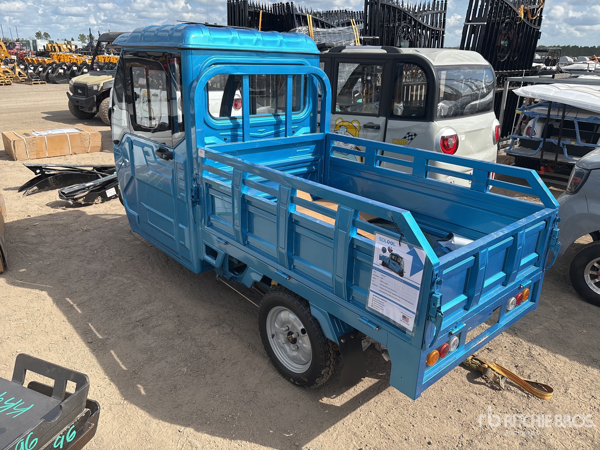 2025 Meco MC16 3x2 Electric Utility Vehicle | Ritchie Bros. Auctioneers