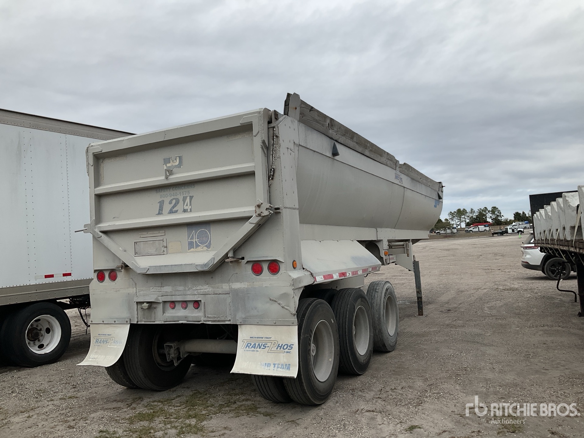 2005 Somerset 32 ft T/A Aluminum Quarter Frame End Dump Trailer ...