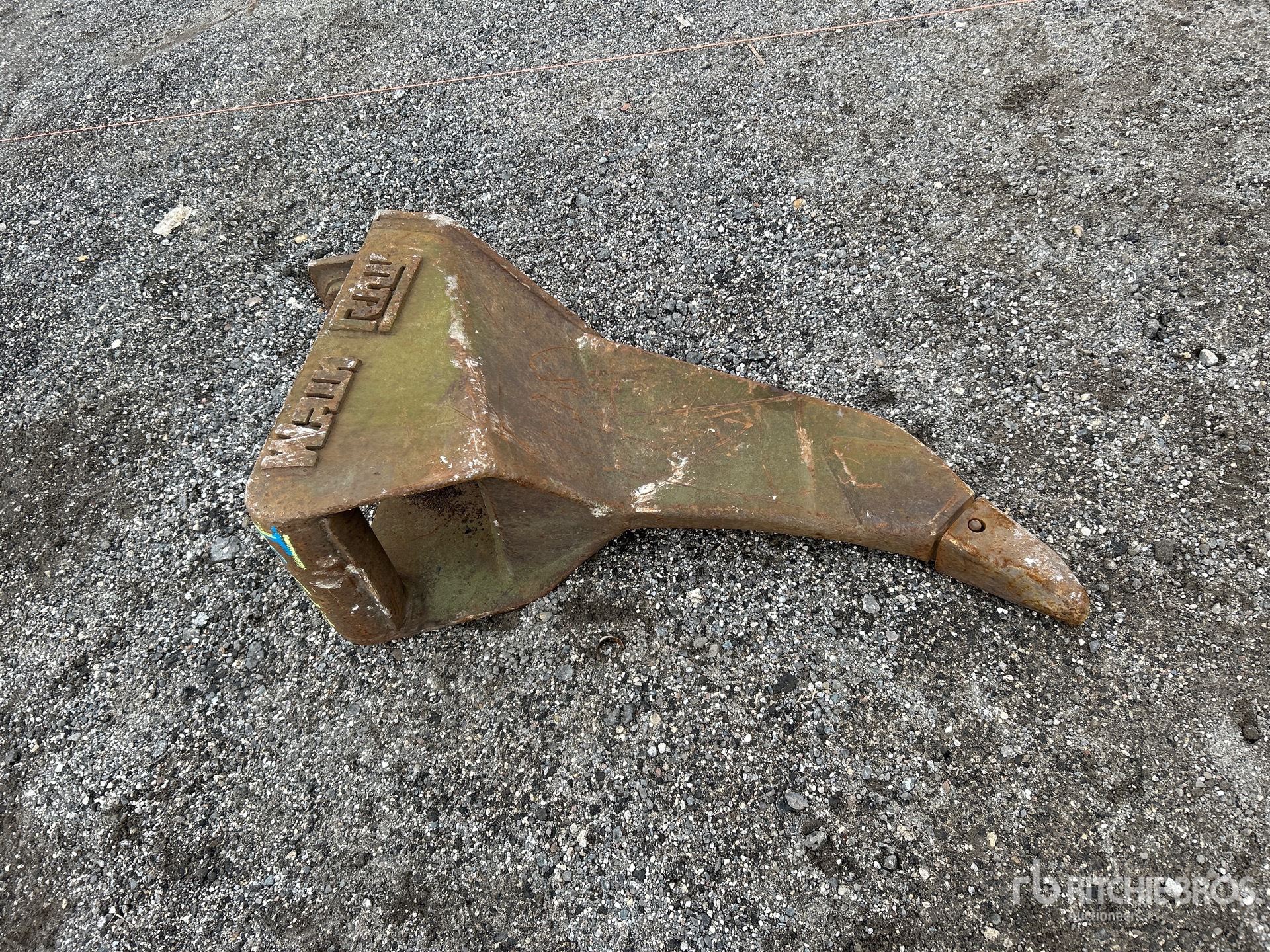 Wain-Roy 13 in Ripper para excavadora | Ritchie Bros. Auctioneers