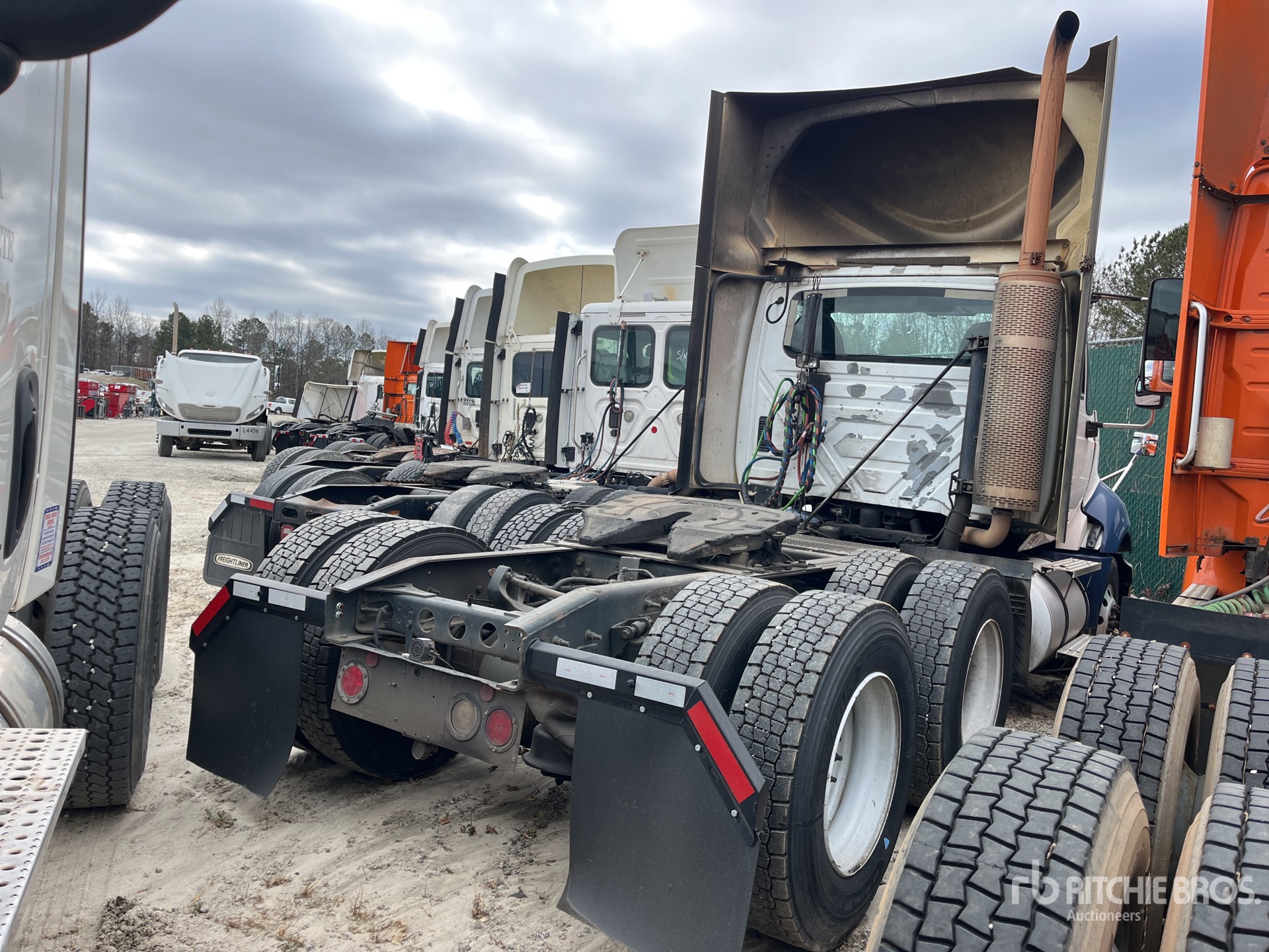 2013 International ProStar+ 122 6x4 Tracteur Routier (Inoperable ...