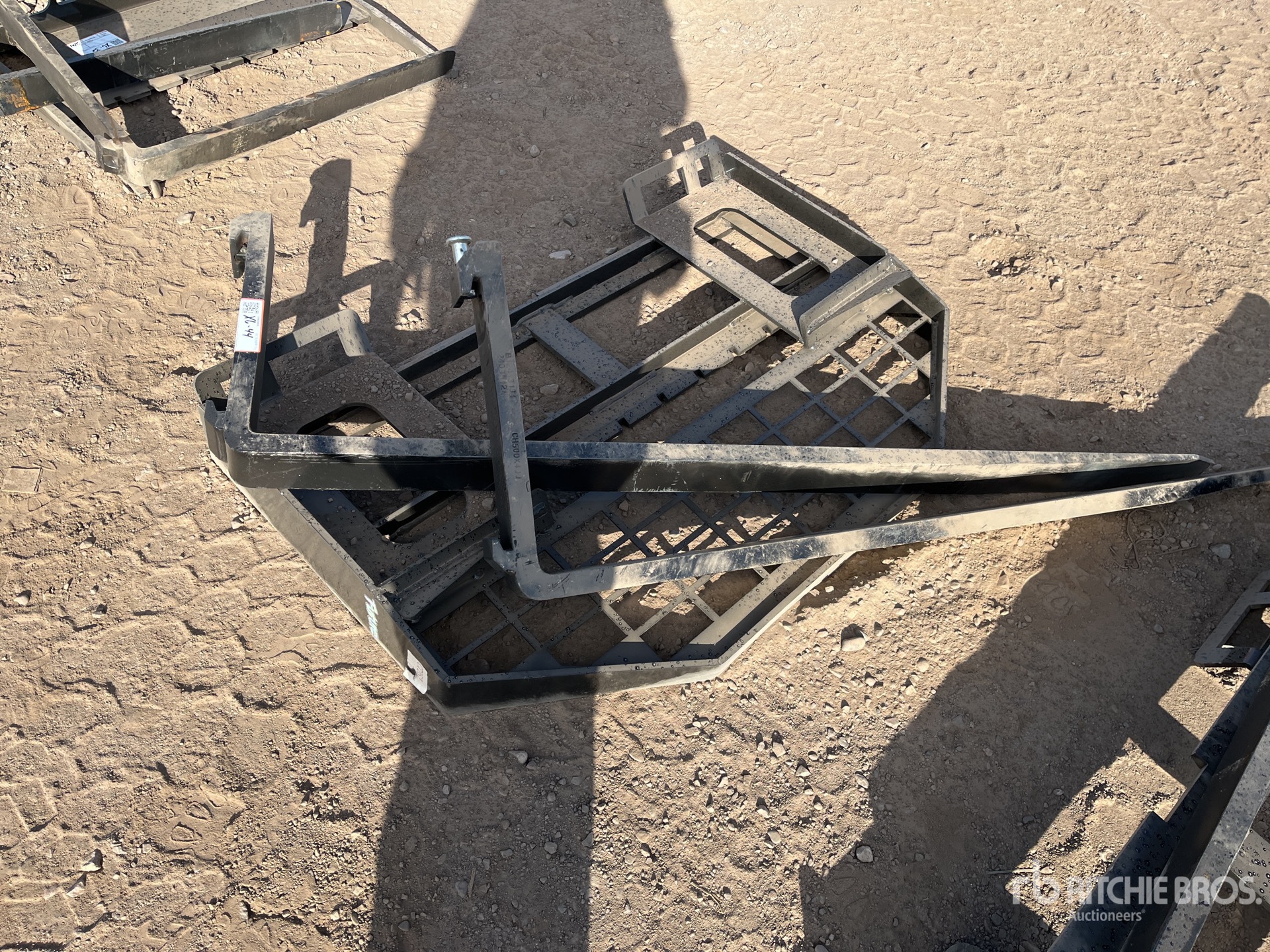 2025 Future 60 in Forche per mini pala (Unused) | Ritchie Bros. Auctioneers