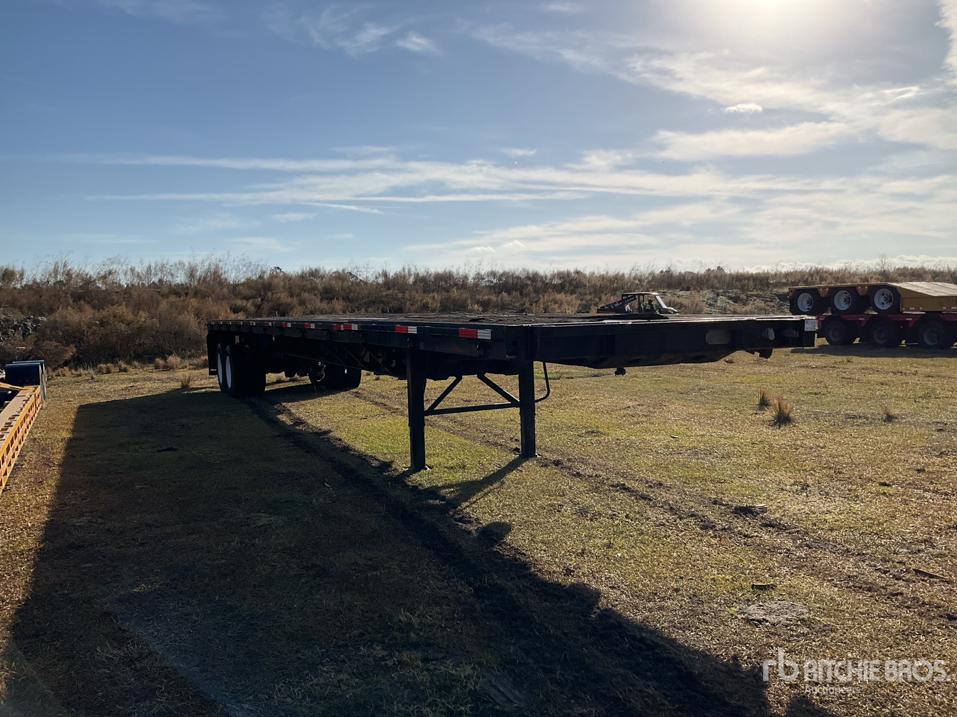 2001 Fontaine T/A 48 ft - 80 ft Extendable Flatbed Trailer | Ritchie ...