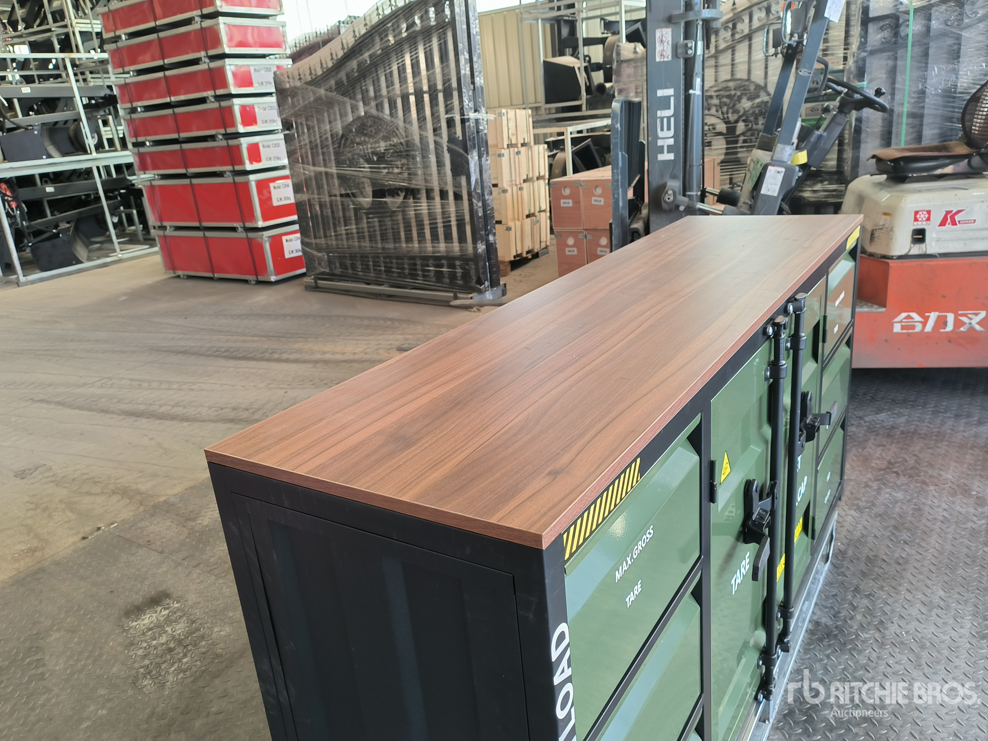 2025 Suihe NWB-6D-2 Workbench (Unused) | Ritchie Bros. Auctioneers