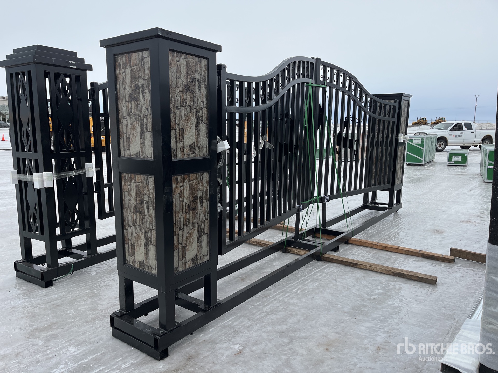 2025 Suihe NFG-20FC-3 19 ft x 7 ft 4 in Wrought Iron Farm Portail d ...