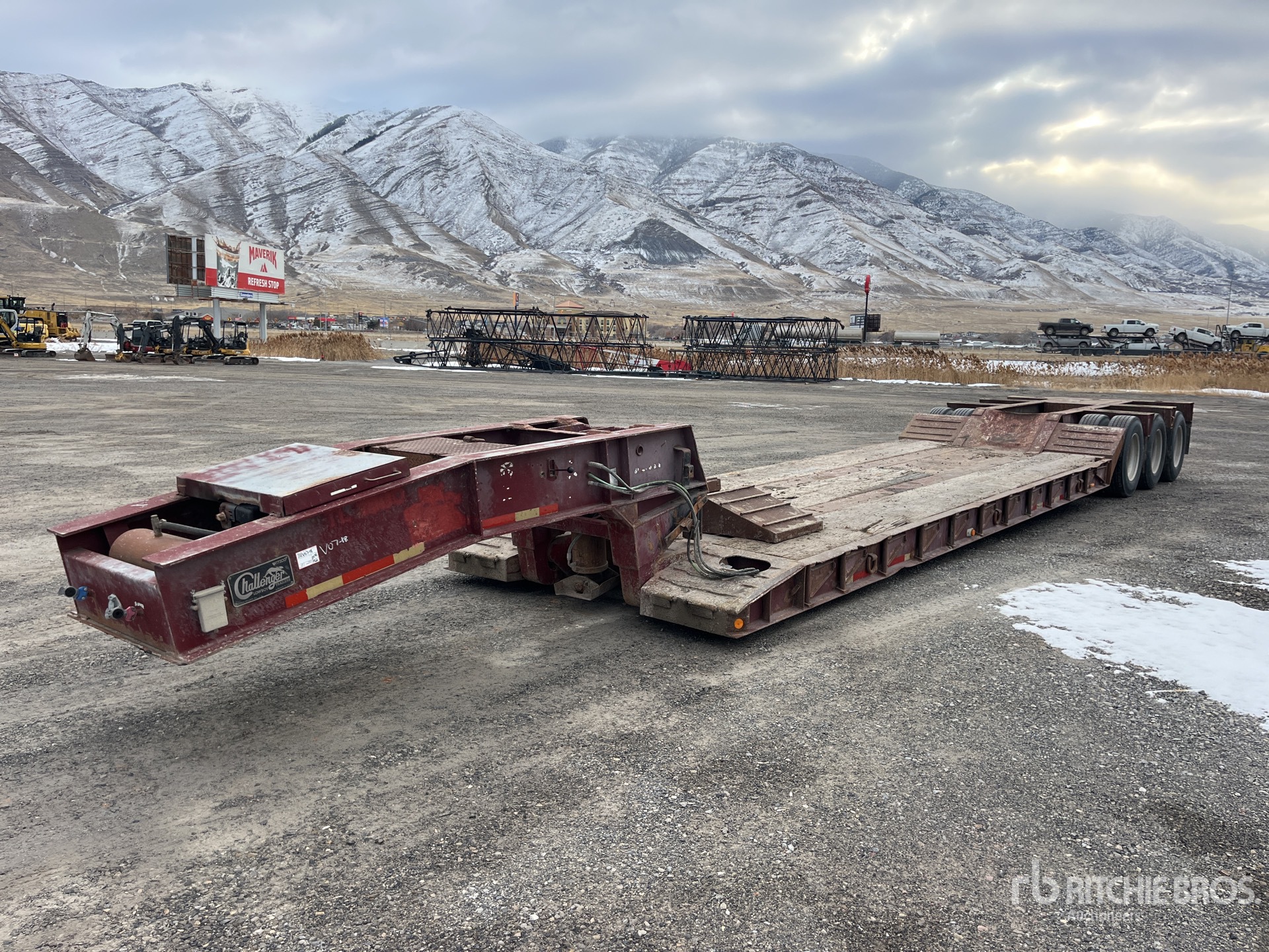 1999 Witzco RG-50 50 ton Tri/A Single Drop Removable Gooseneck Lowboy ...