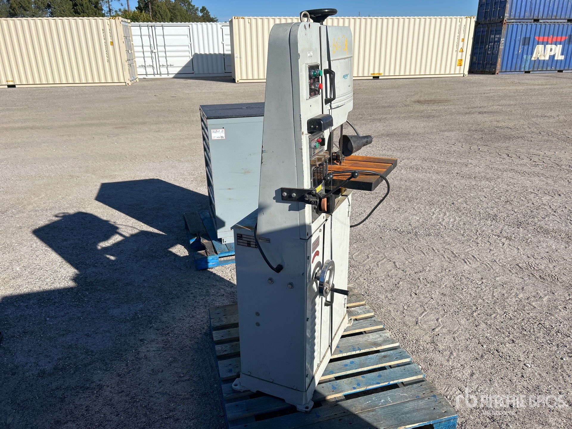 Vectrax 360 14 in Band Saw | Ritchie Bros. Auctioneers