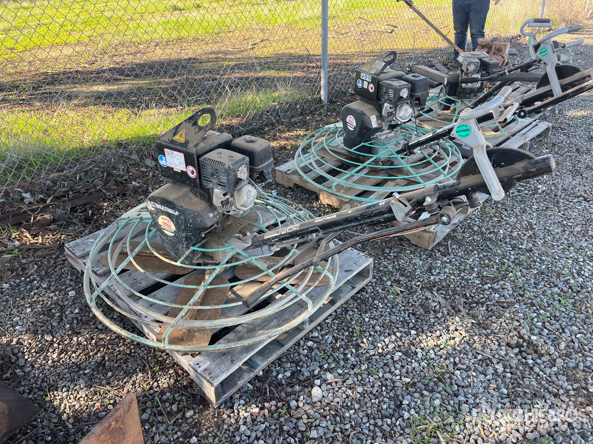 2015 Multiquip B46H90 Power Trowel Ritchie Bros. Auctioneers