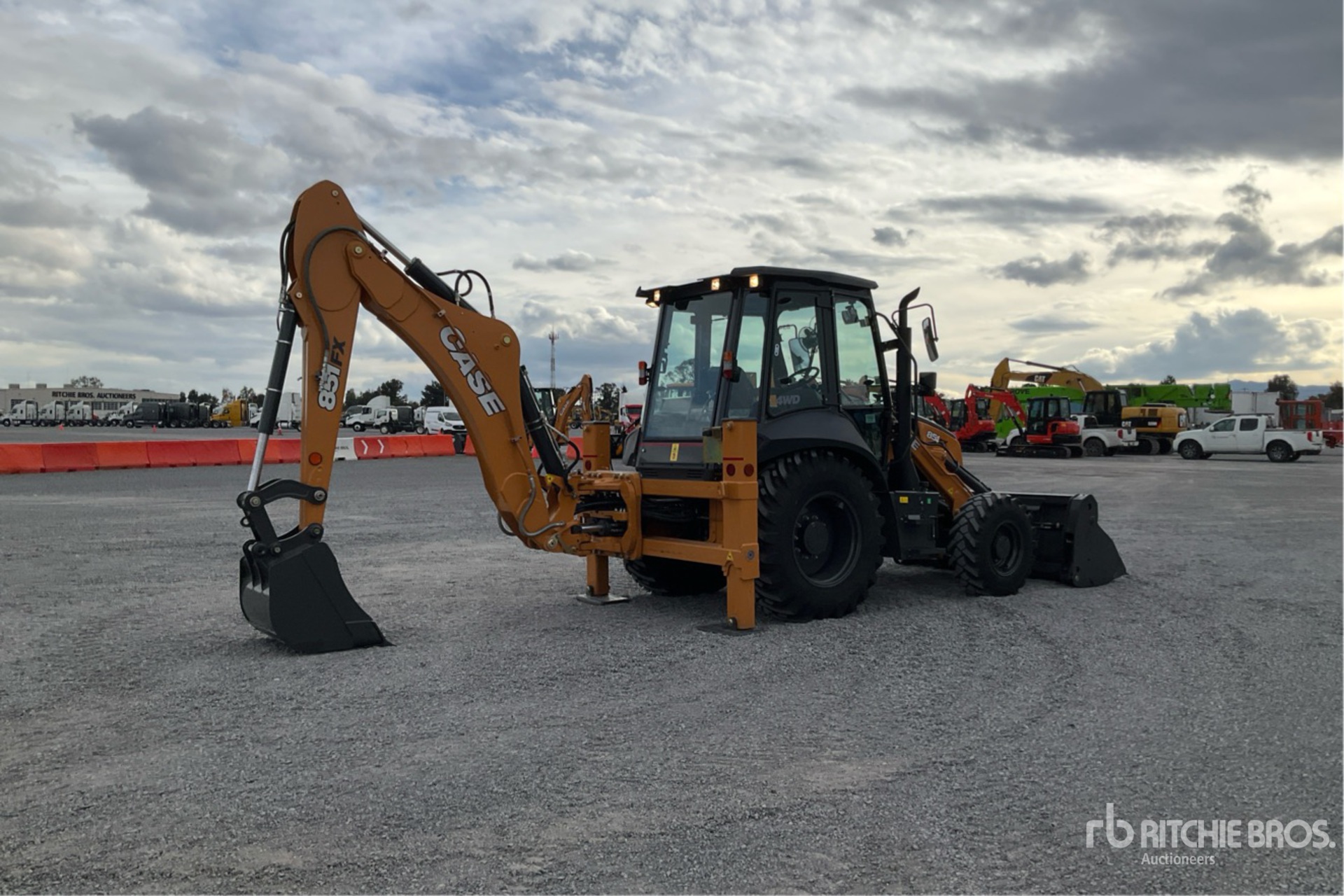 2024 Case 851FX 4x4 Retroexcavadora (Sin Usar) / Backhoe Loader (Unused) | Ritchie Bros. Auctioneers
