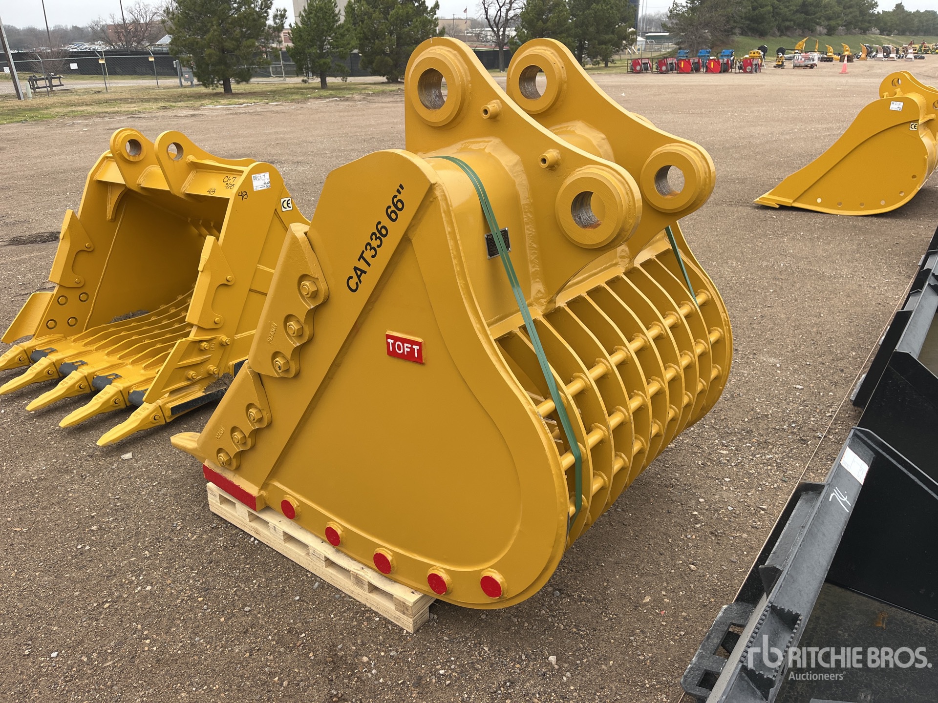 2025 TOFT CAT336 49 in Skeleton Excavator Bucket (Unused) | Ritchie ...