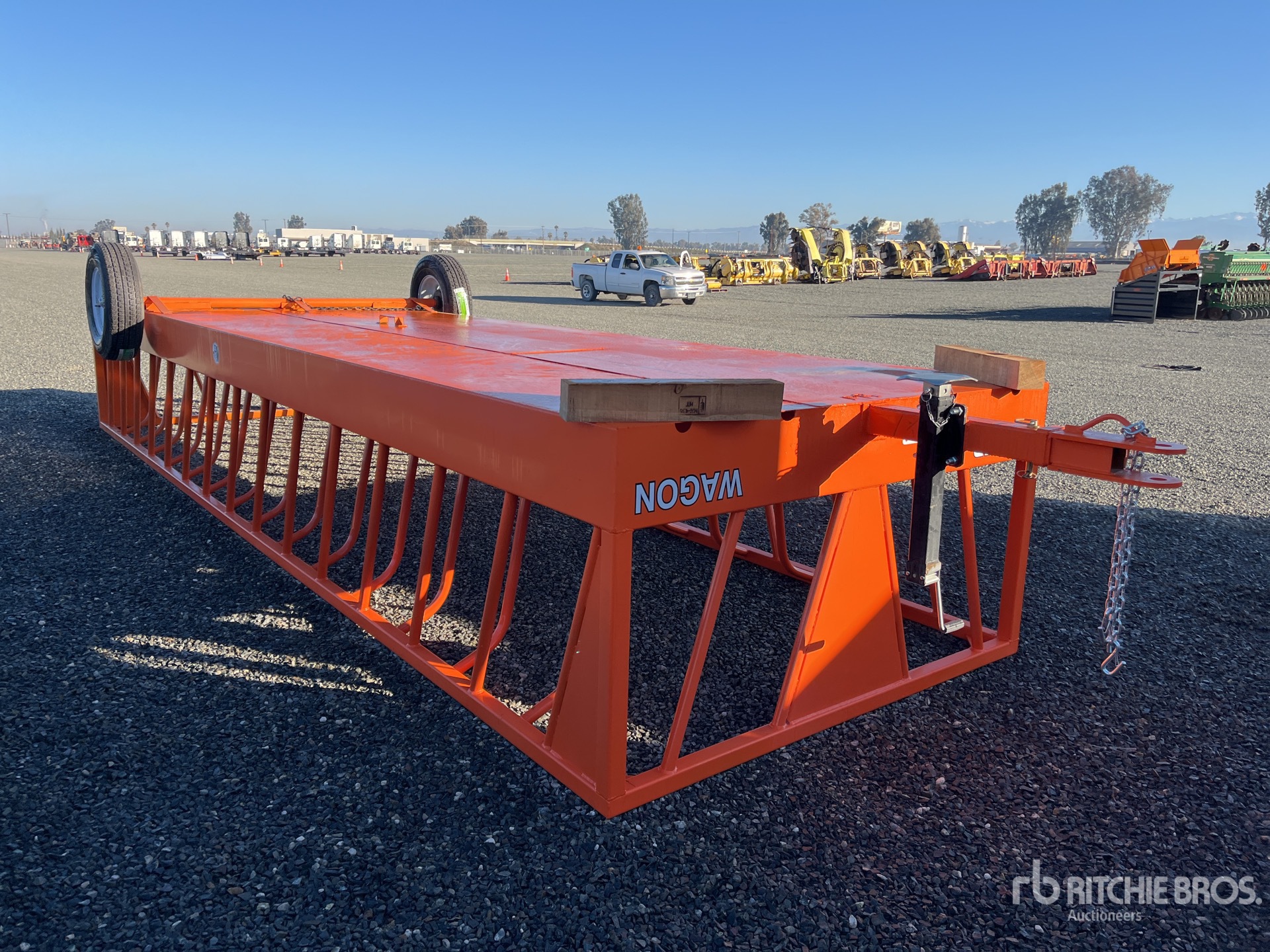 2025 Industrias America 92RX Livestock Feeder | Ritchie Bros. Auctioneers