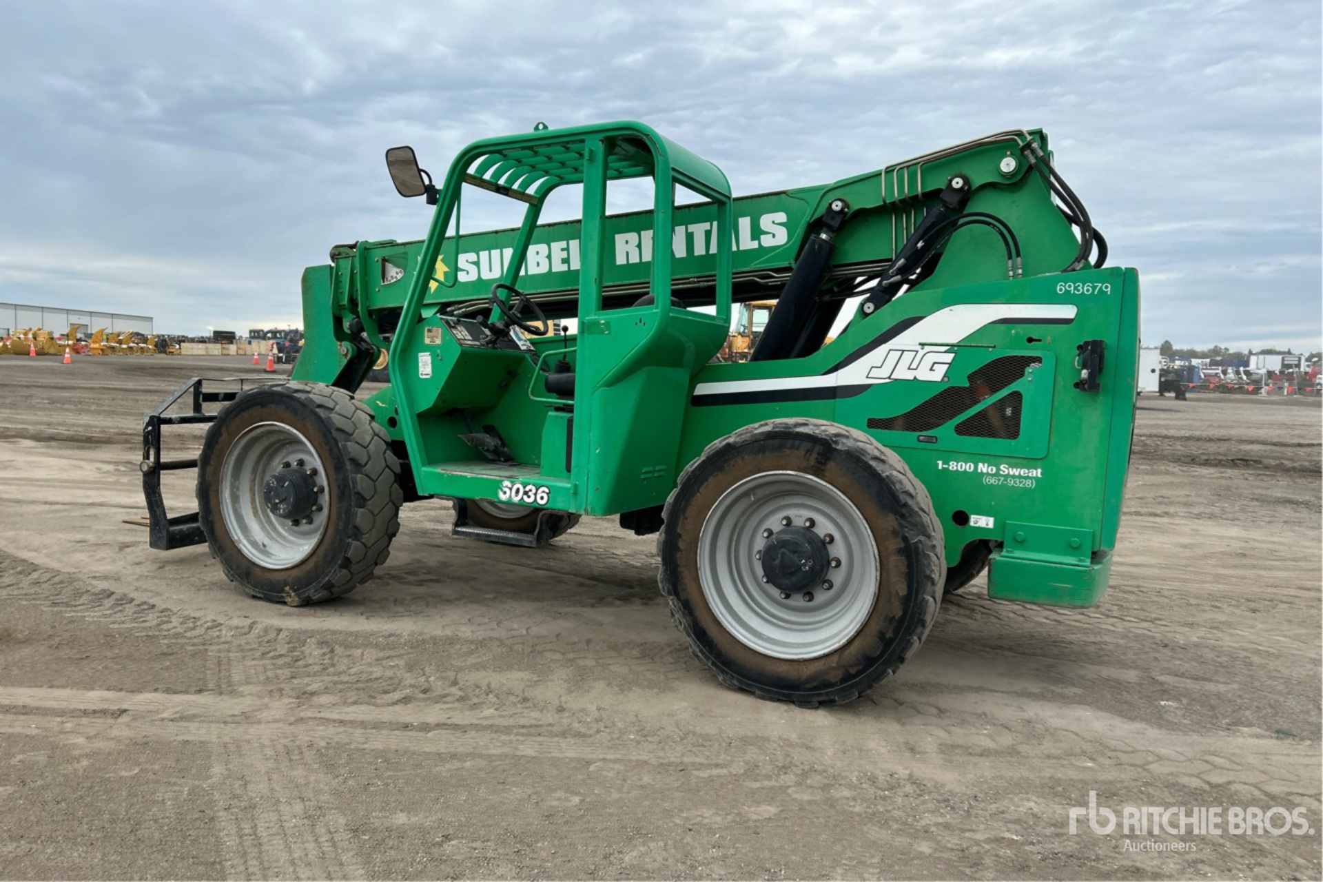 2015 JLG 6036 Telehandler | Ritchie Bros. Auctioneers
