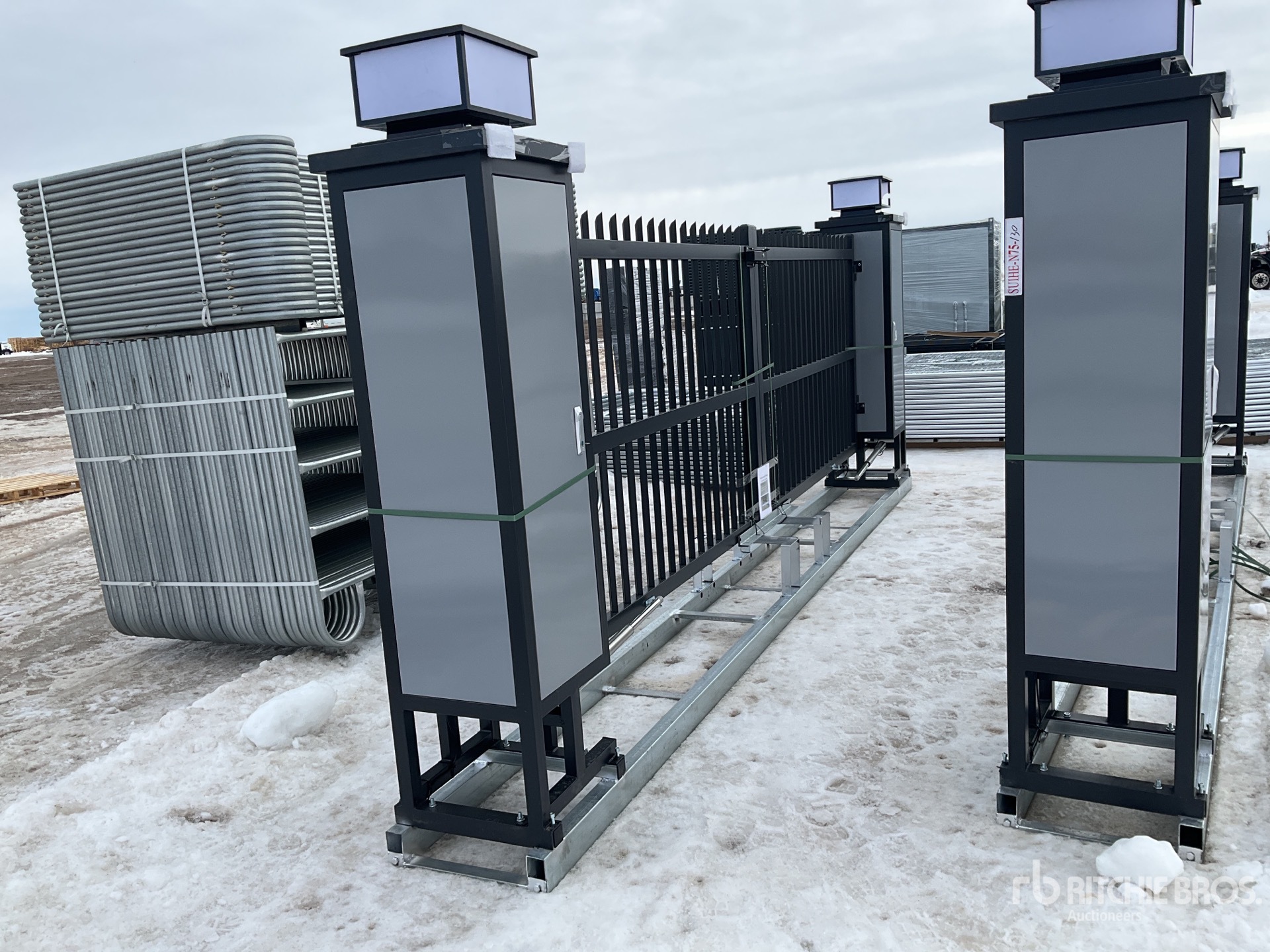 2025 Suihe SG 16 ft x 6 ft Steel Bi-Parting Driveway Gate | Ritchie ...