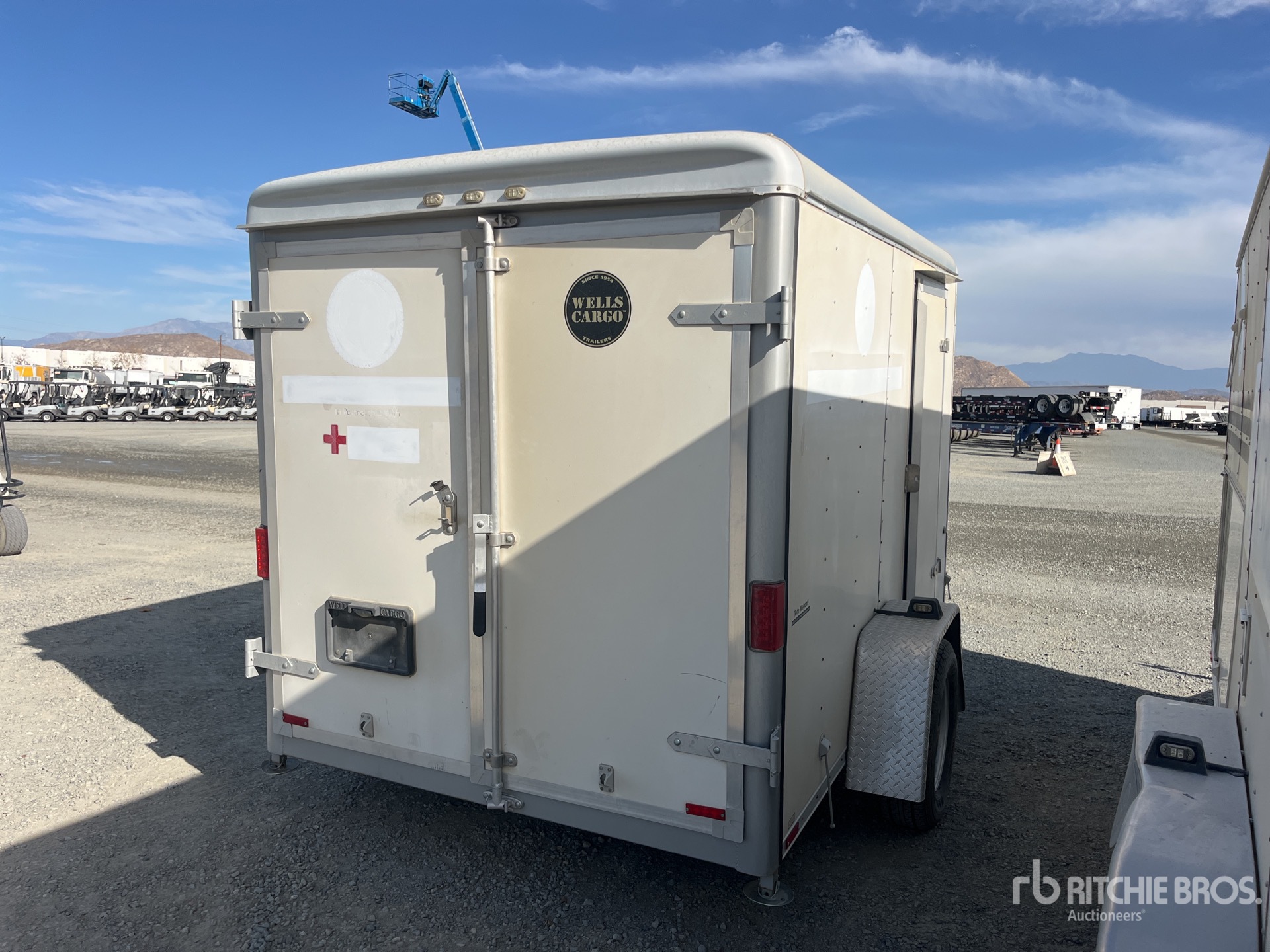 2007 Wells Cargo TW101 10 ft S/A Enclosed Trailer | Ritchie Bros ...