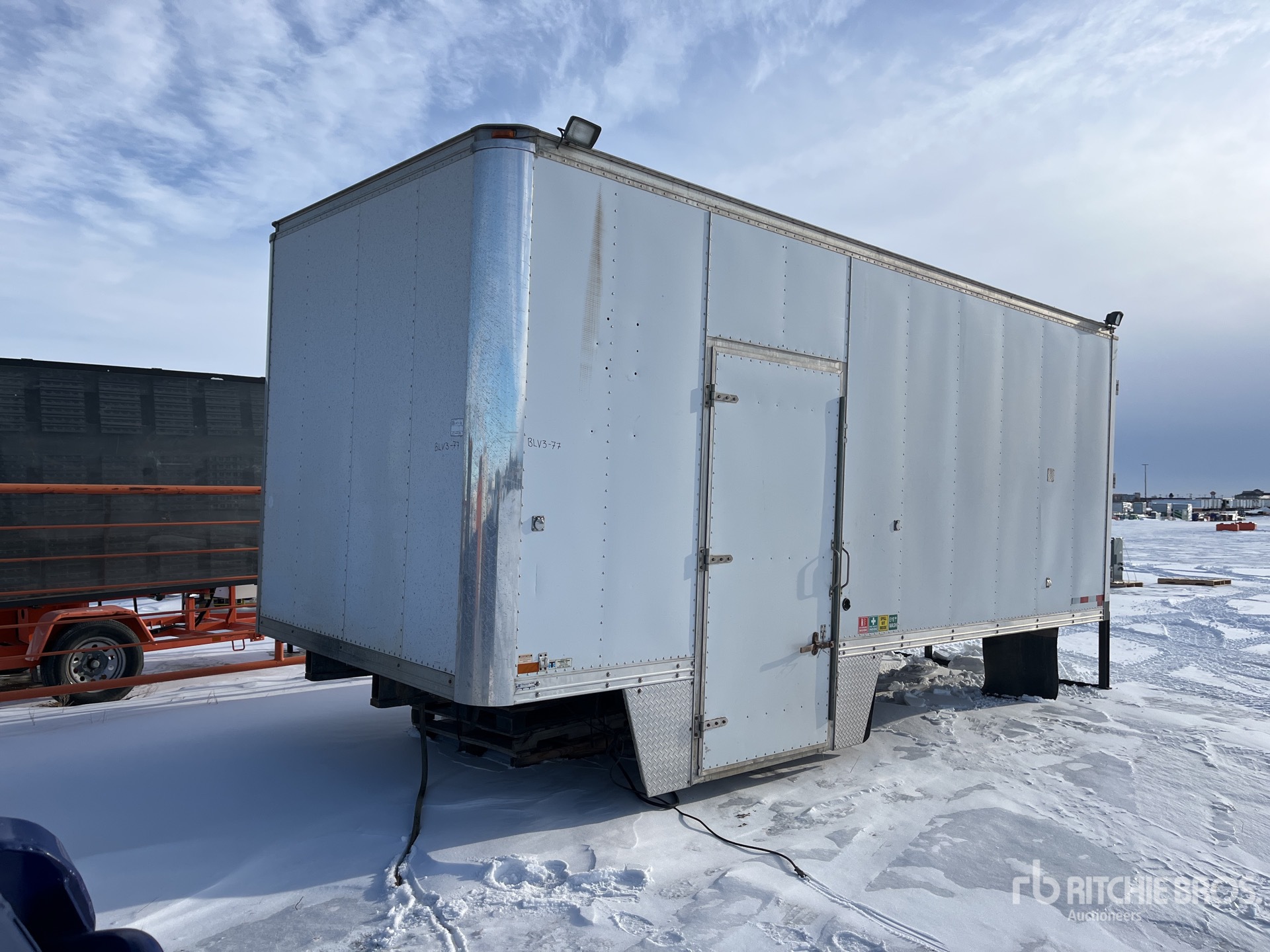 Thermo King 20 ft Van Truck Carrosserie | Ritchie Bros. Auctioneers