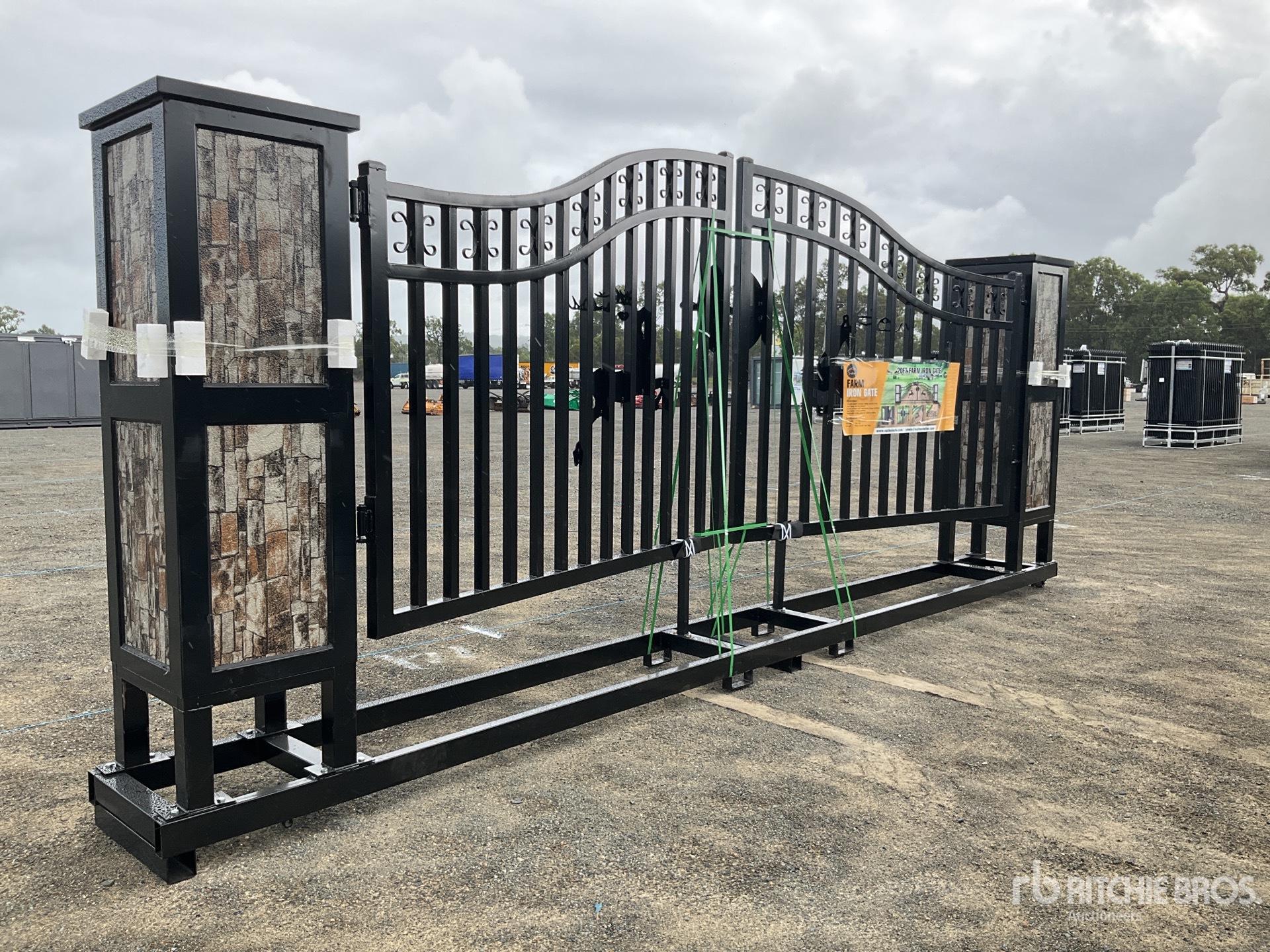 Suihe 20 ft Wrought Iron Bi-Parting Driveway Gate | Ritchie Bros ...