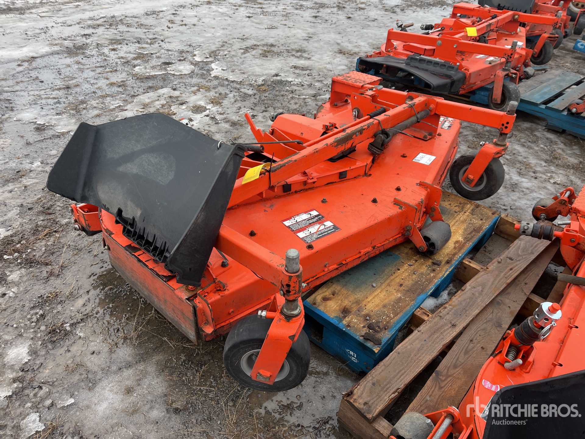 Kubota RCK72P-F39 72 in To fit on F2690 Kubota | Ritchie Bros. Auctioneers