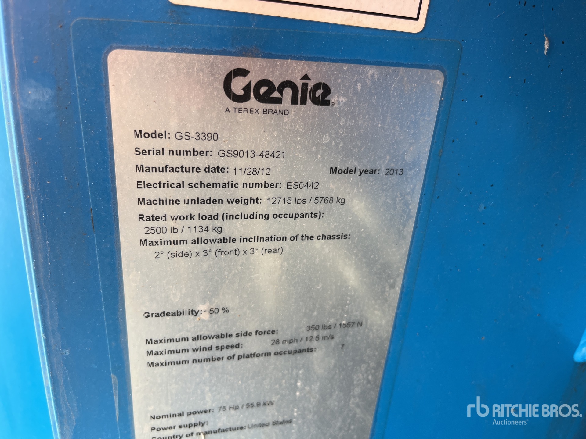 2013 Genie GS-3390 RT 4x4 Dual Fuel Elevador de tijera | Ritchie Bros ...