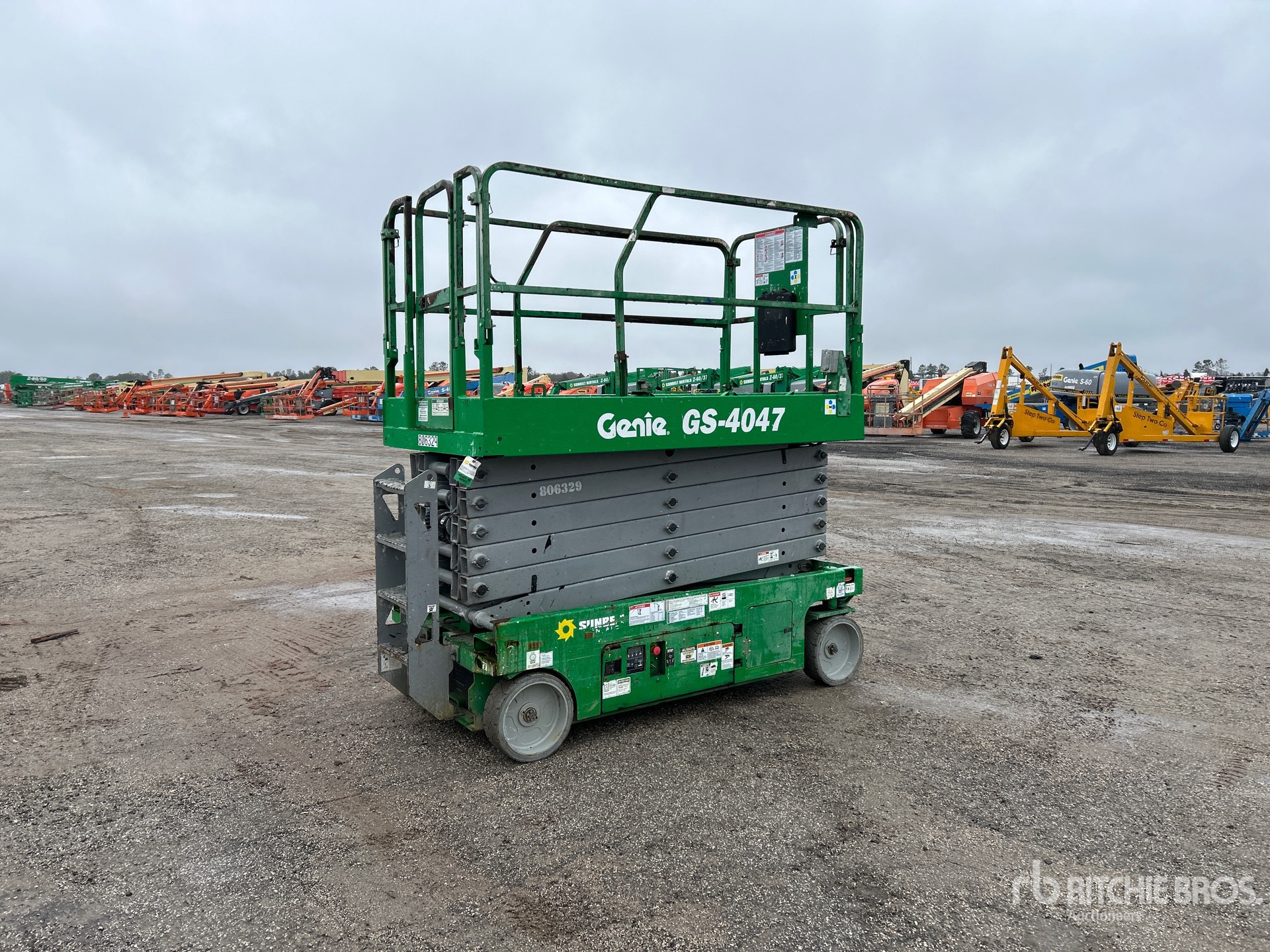 2016 Genie GS-4047 Electric Scissor Lift | Ritchie Bros. Auctioneers