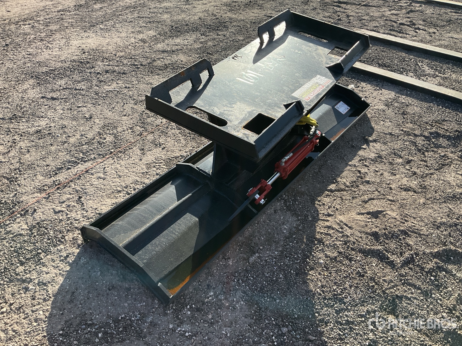 Wildcat 72 in Straight Skid Steer Dozer (Unused) | Ritchie Bros ...