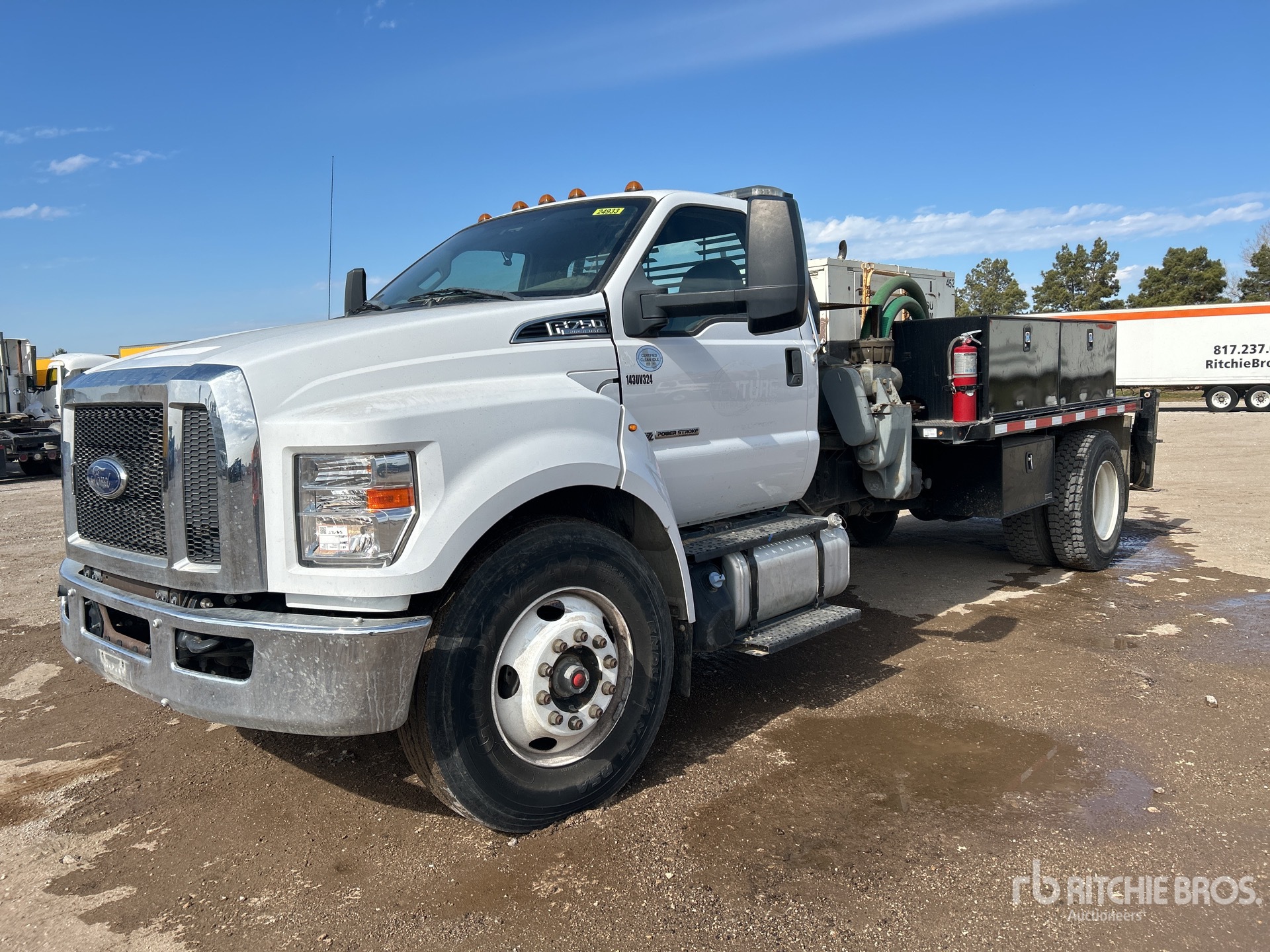 2019 Ford F-750 4x2 Flatbed Truck | Ritchie Bros. Auctioneers