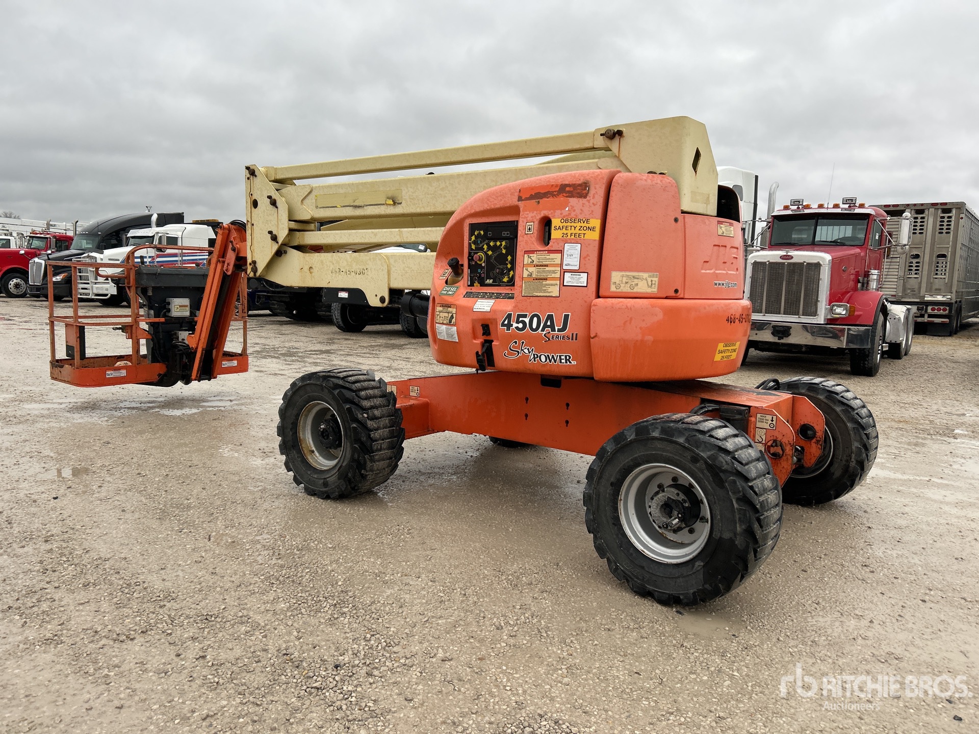2013 JLG 450AJ Series II 4WD Diesel Nacelle articulée | Ritchie Bros ...