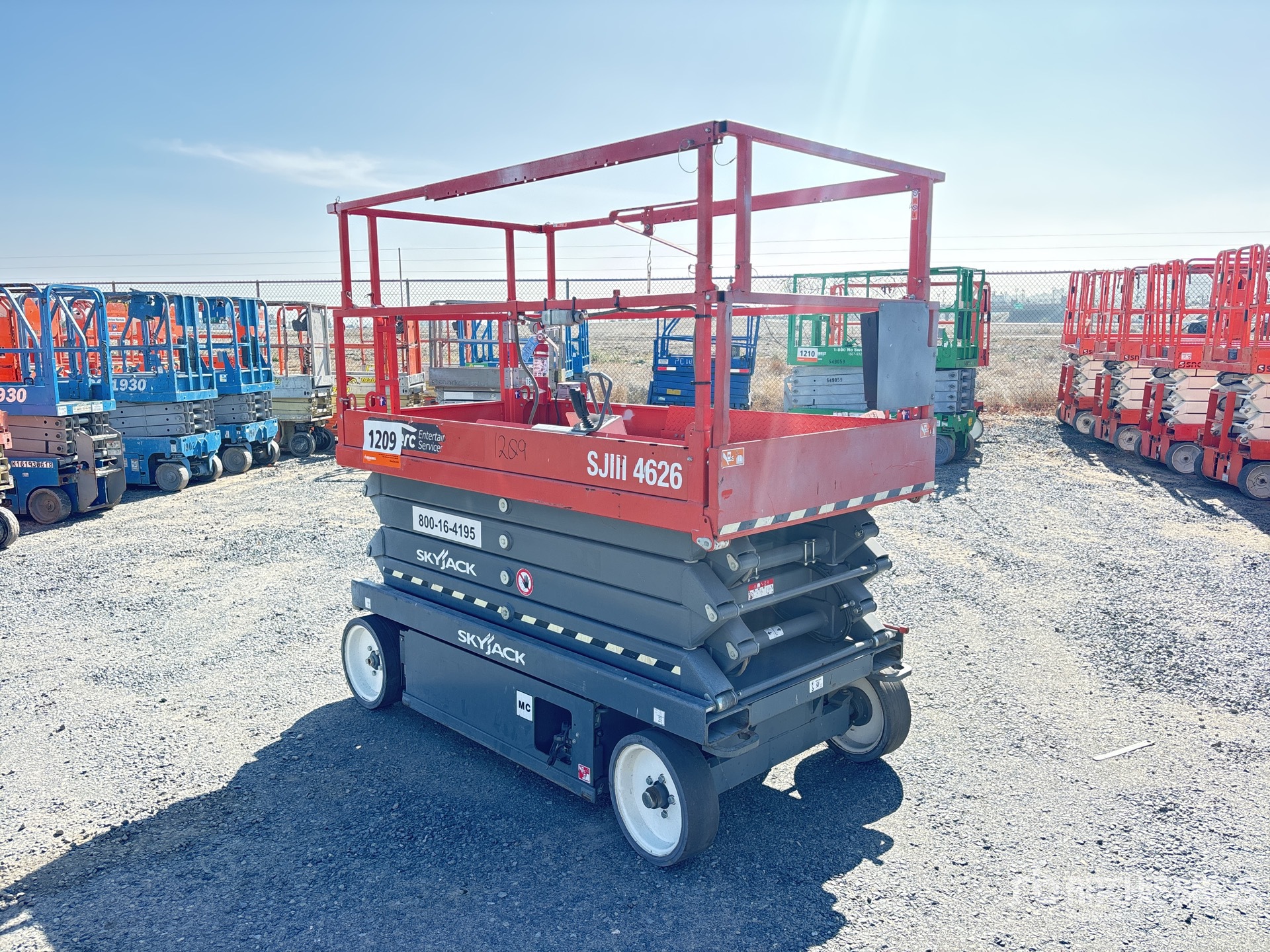 2017 Skyjack SJ4626 Electric Scissor Lift | Ritchie Bros. Auctioneers