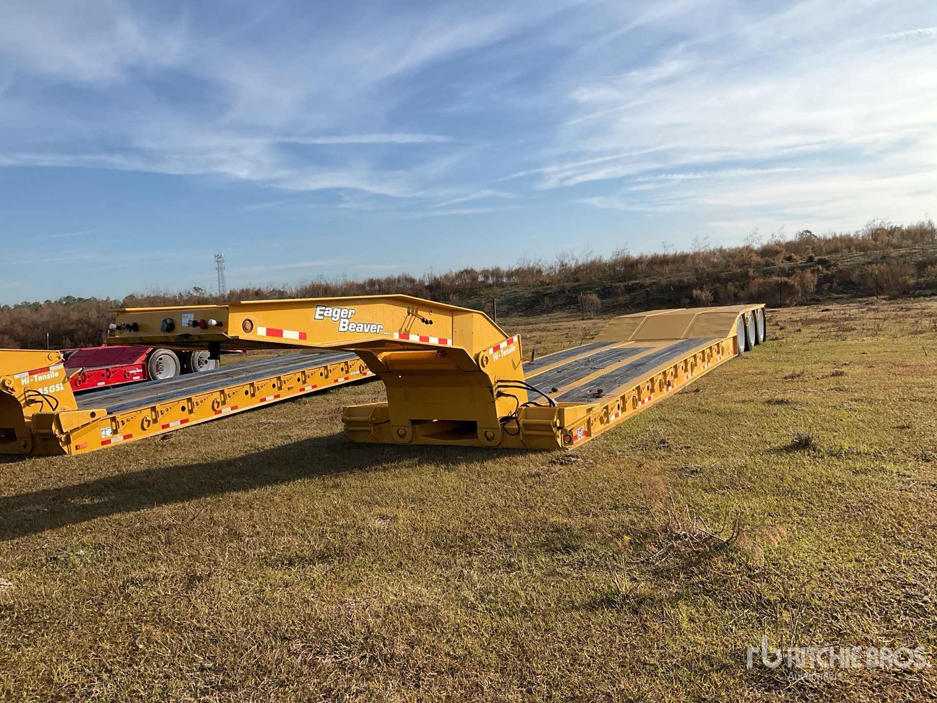 2005 Eager Beaver 50 GSL-PT 50 ton Tri/A Removable Gooseneck Lowboy ...