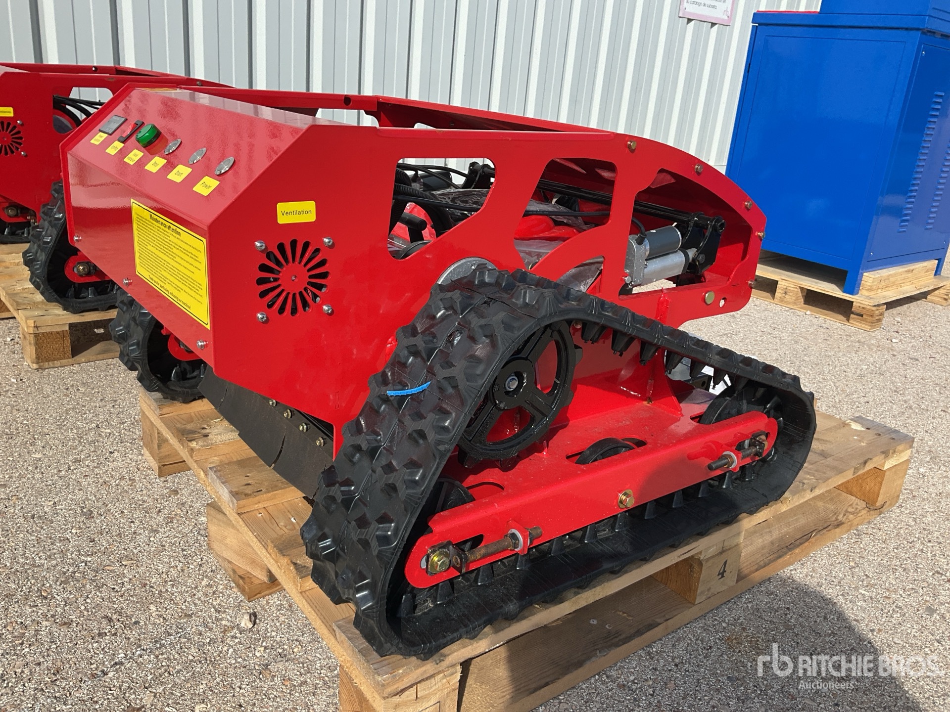 2024 Raptor VT900 Lawn Mower (Unused) | Ritchie Bros. Auctioneers