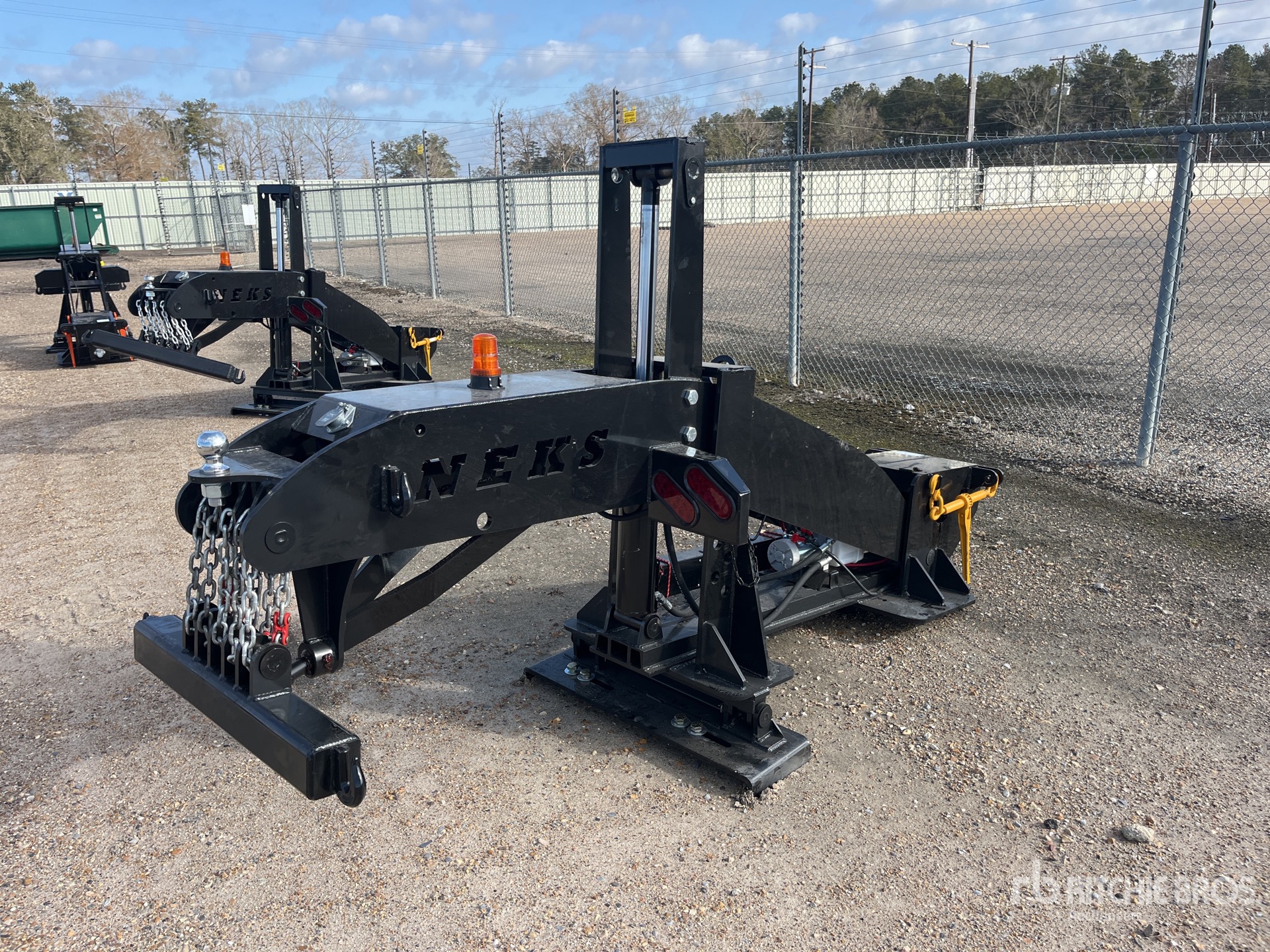 2025 Neks Hydraulic Fifth Wheel Wrecker Attachment Sellete d'attelage ...