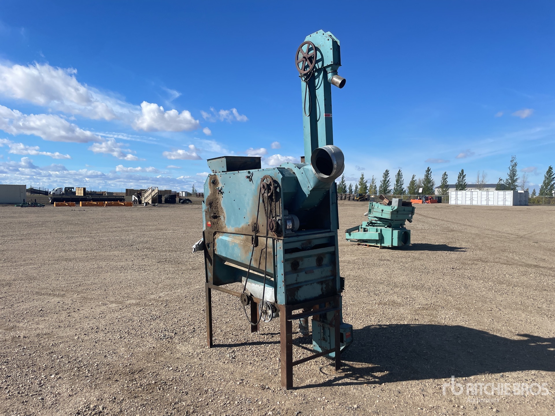Simon-Day 245 Seed Cleaner | Ritchie Bros. Auctioneers