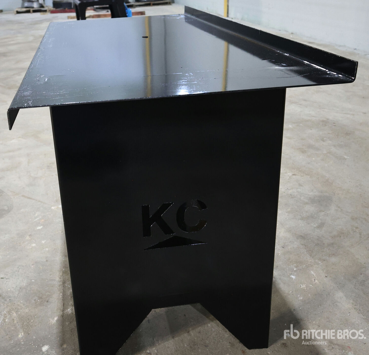 2024 Kit Containers WB-60-190 60 in Work Bench (Unused) | Ritchie Bros ...