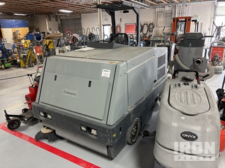 Advance 7765 Ride-On LP Ride On Floor Scrubber in Cedar City, Utah ...