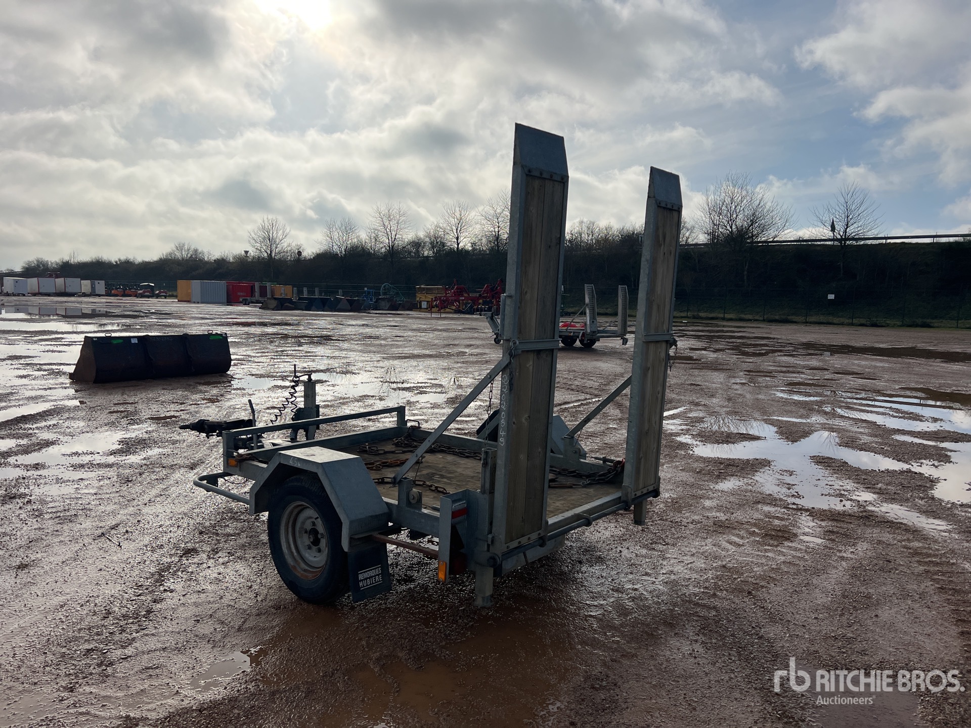 Hubiere PR1601 S/A Remorque 1 Essieu Equipment Trailer | Ritchie Bros ...