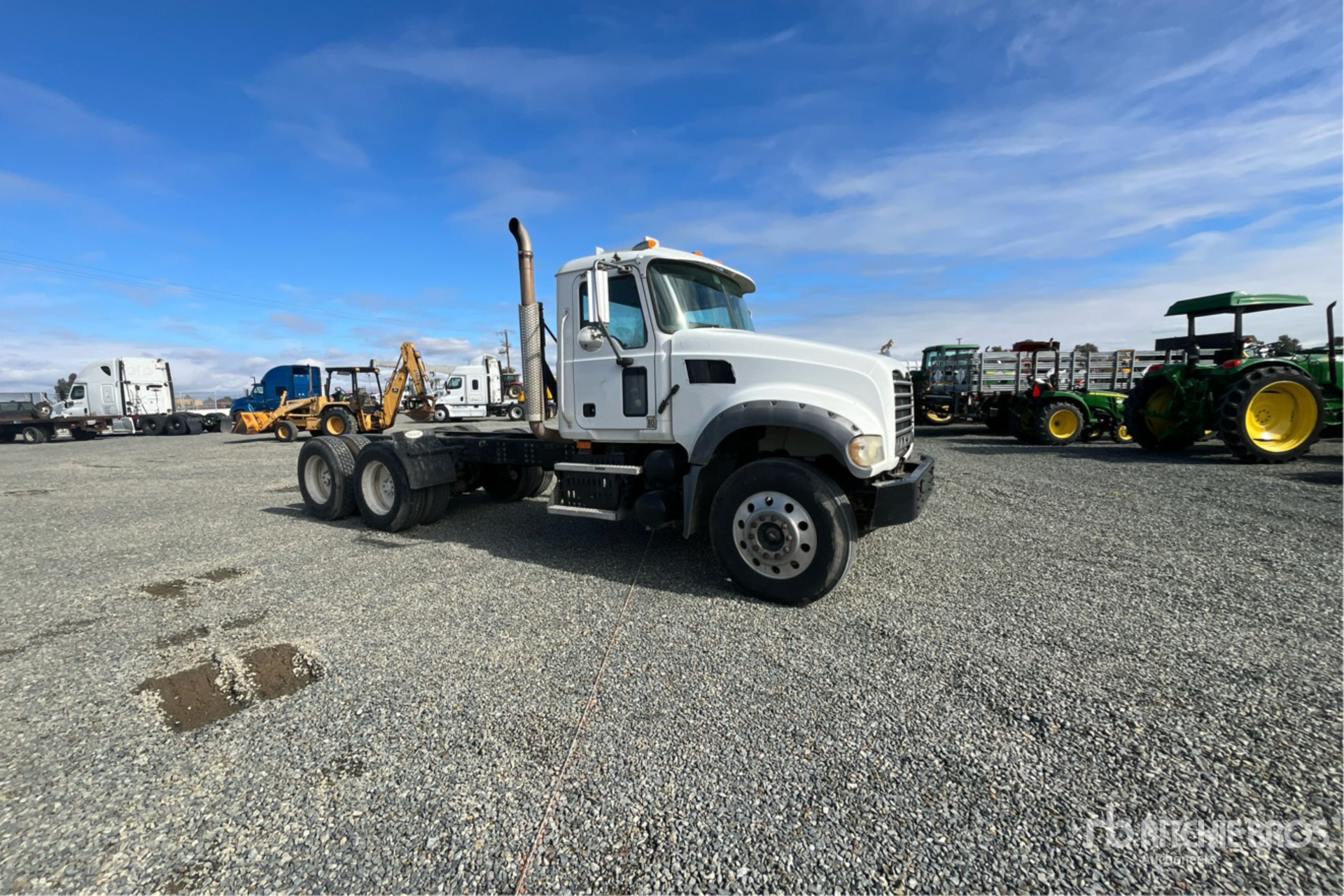 2009 Mack GU713 6x4 Cab and Chassis | Ritchie Bros. Auctioneers
