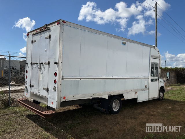 2007 Ford E350 Chassis standard Cargo Van in Medley, Florida, United ...