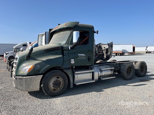 2019 Freightliner Cascadia 126 6x4 T/A Day Cab Truck Tractor ...