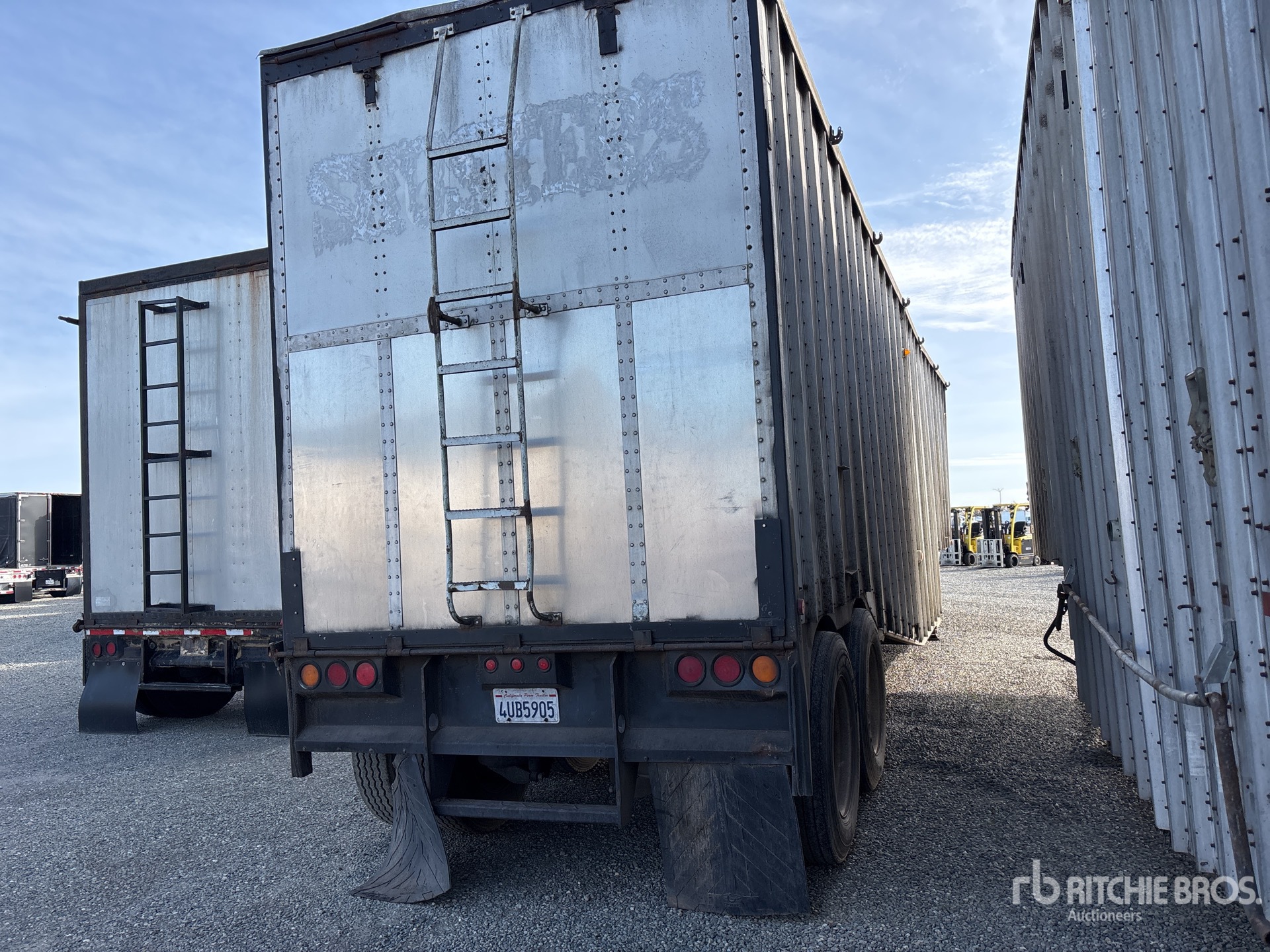 1990 Peerless 45 ft x 96 in T/A Open-Top Chip Trailer | Ritchie Bros ...